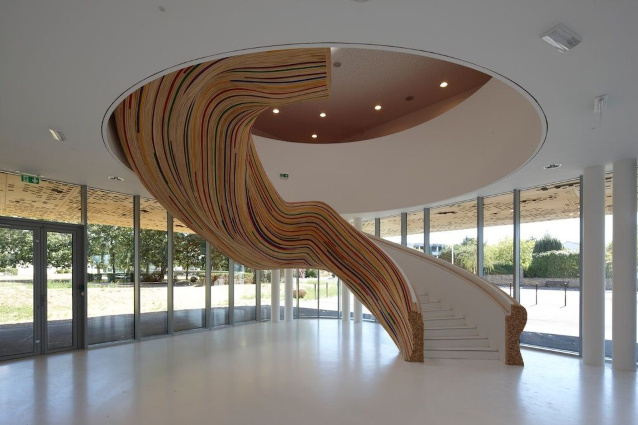 Stairs at The School of Arts | Tetrarc Architects - Arch2O.com