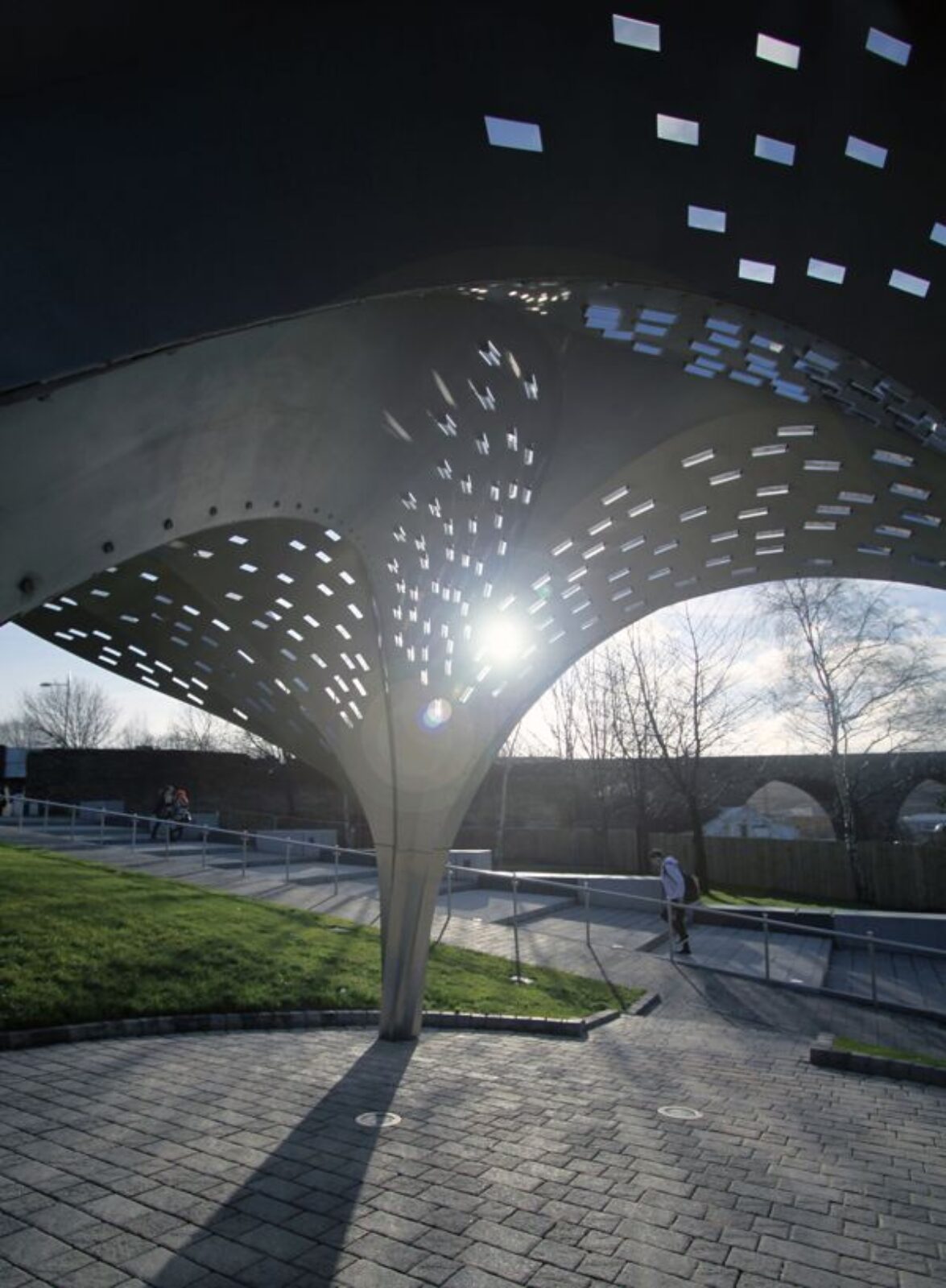 Rainbow Gate | Tonkin Liu - Arch2O.com