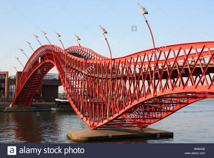 The red Bridge | WXY Architecture - Arch2O.com