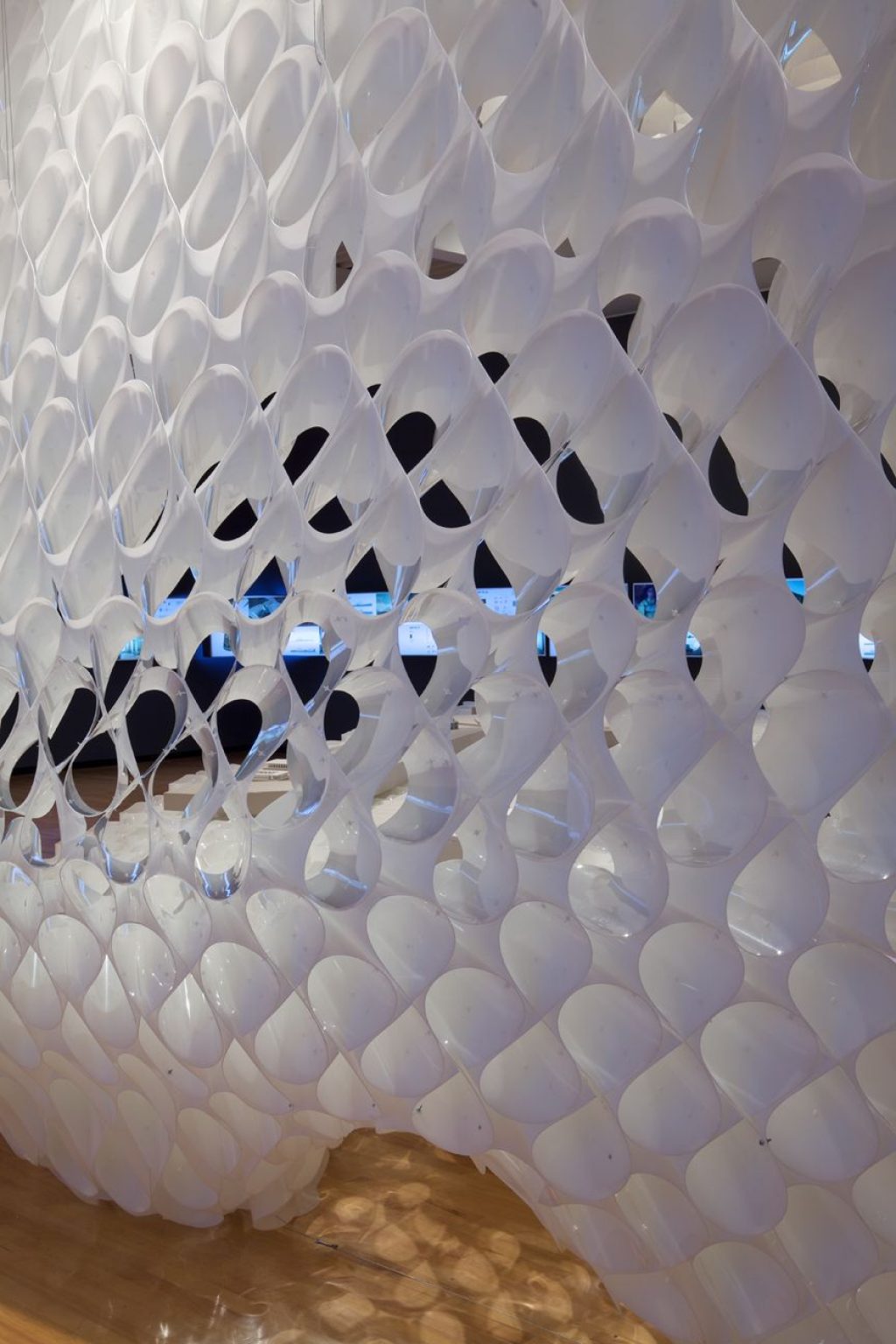 Translucent High-density Installation | Andrew Saunders - Arch2O.com