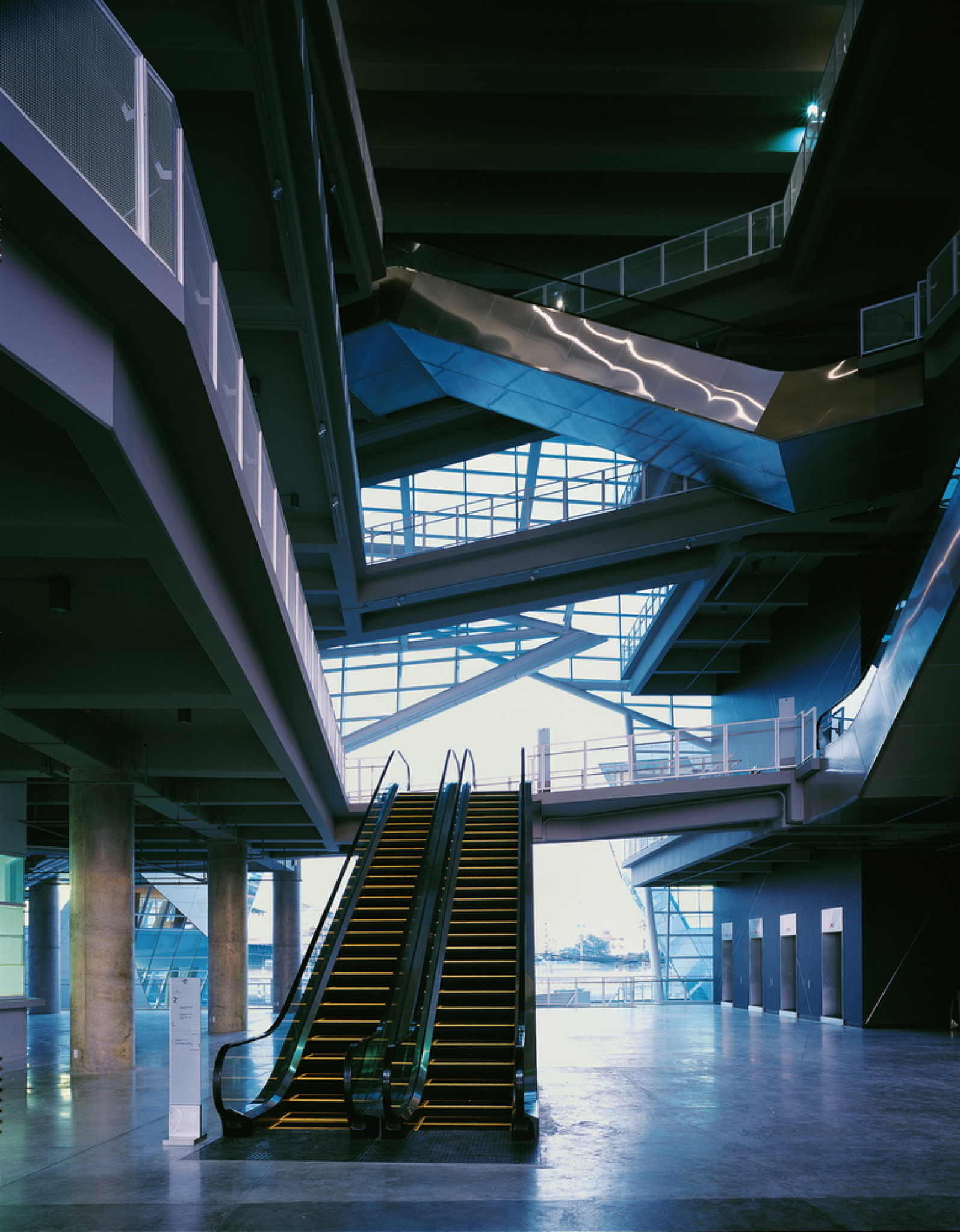 Bangkok University Landmark Complex | Architects 49 - Arch2O.com