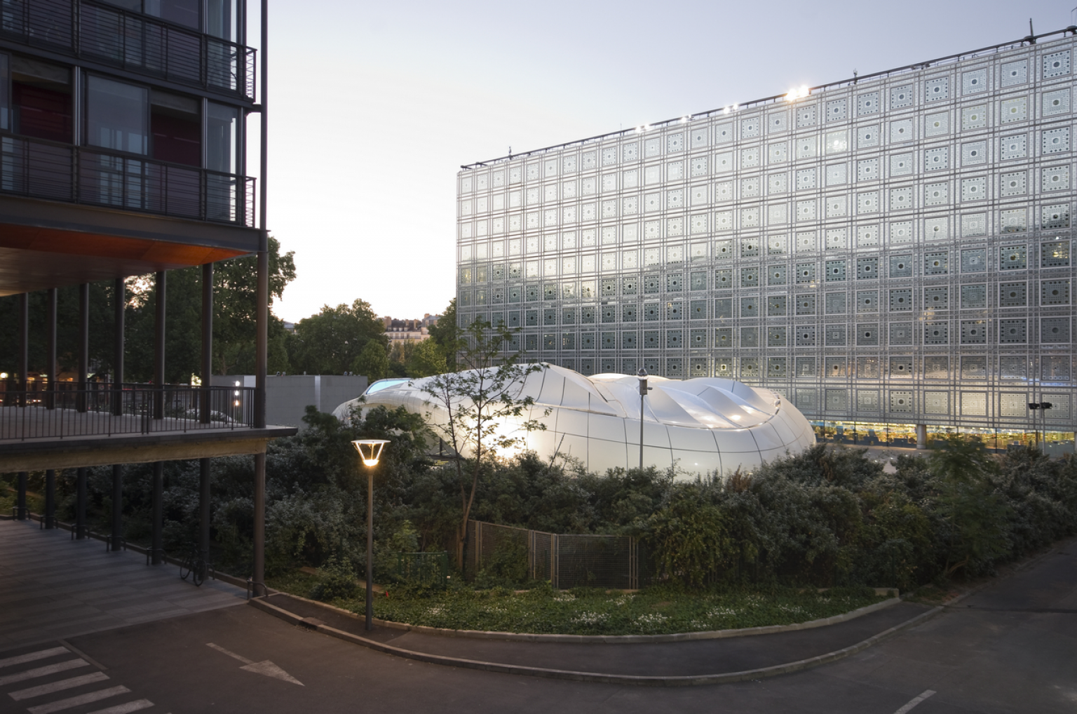 Chanel Mobile Art Pavilion | Zaha Hadid Architects – Arch2O.com