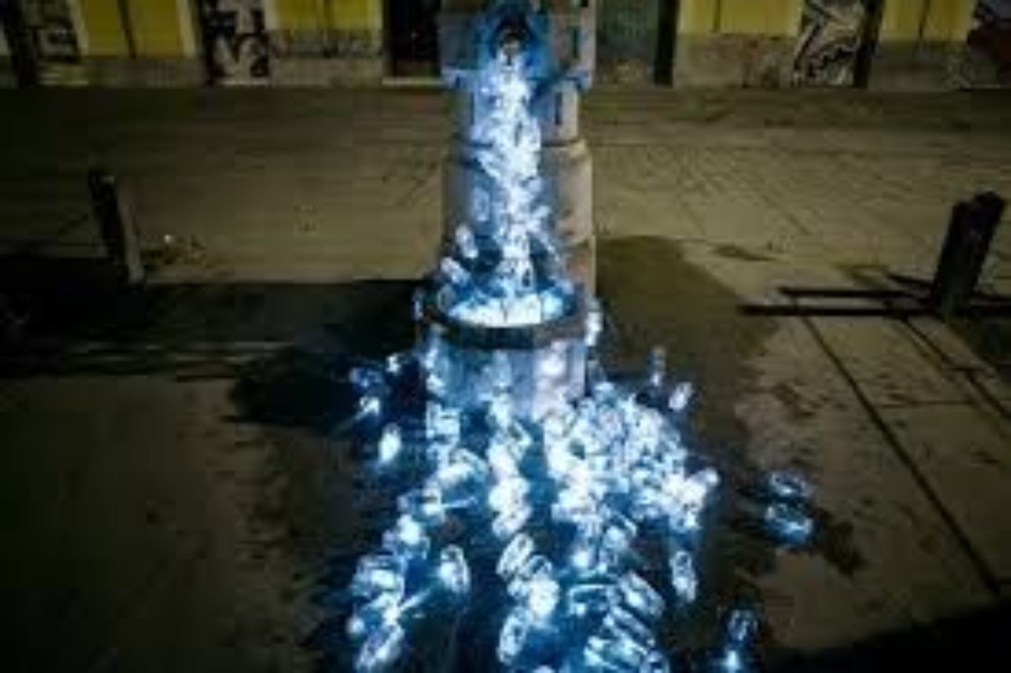 Light Interventions | Luzinterruptus – Arch2O.com