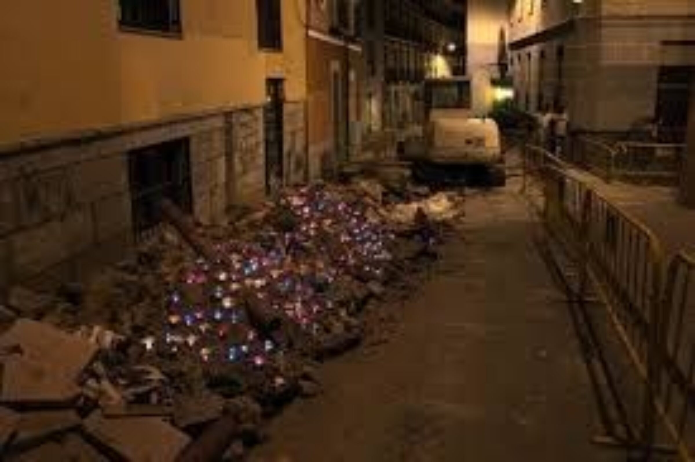 Light Interventions | Luzinterruptus - Arch2O.com