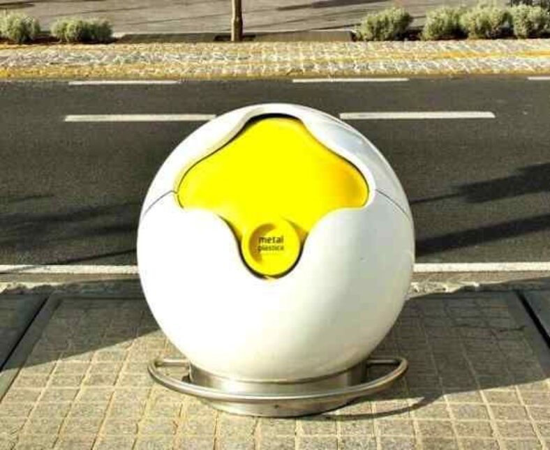 Pac Man Recycling Bins | AND-RE - Arch2O.com