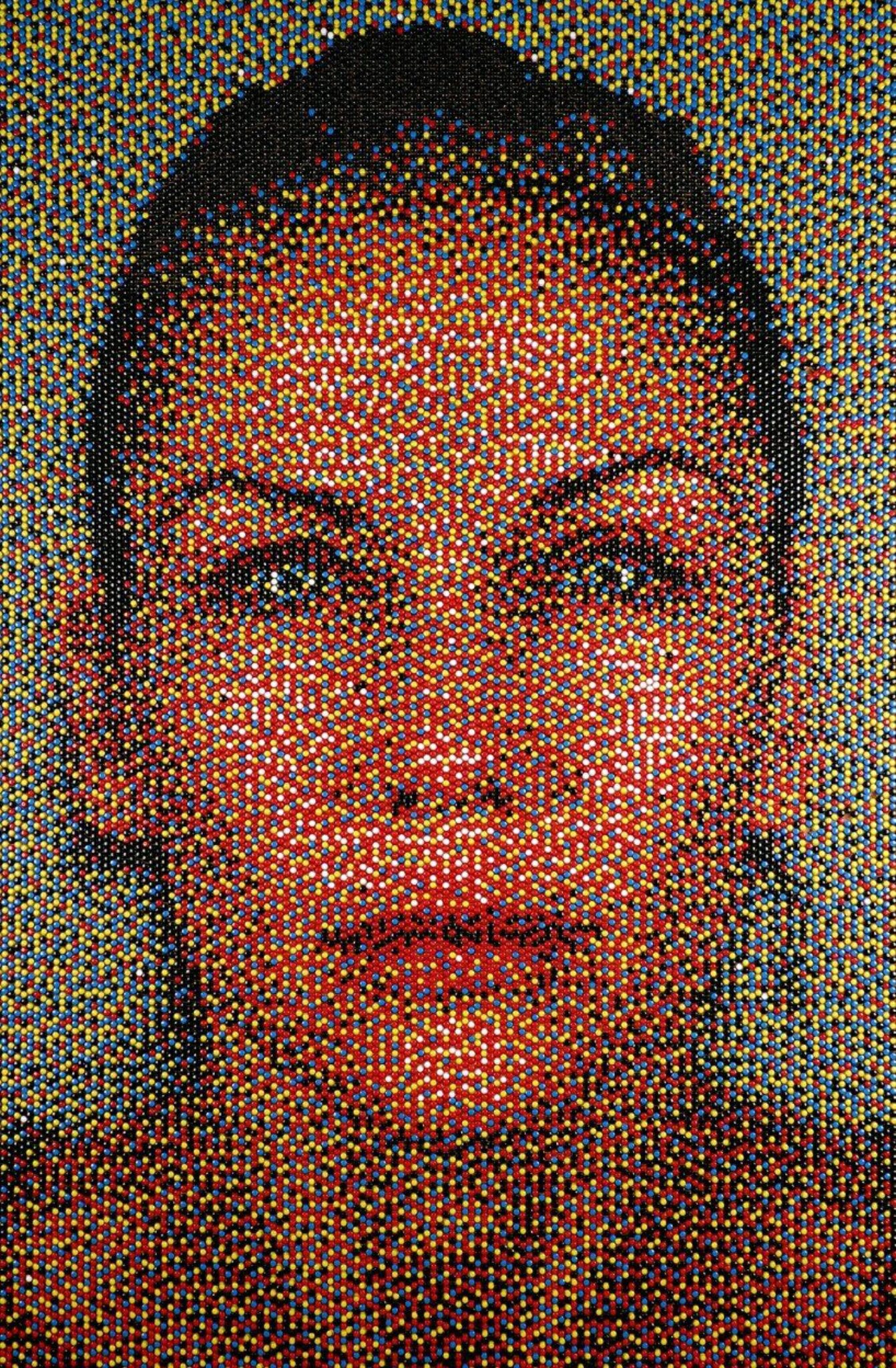 Pushpin Portraits | Eric Daigh - Arch2O.com