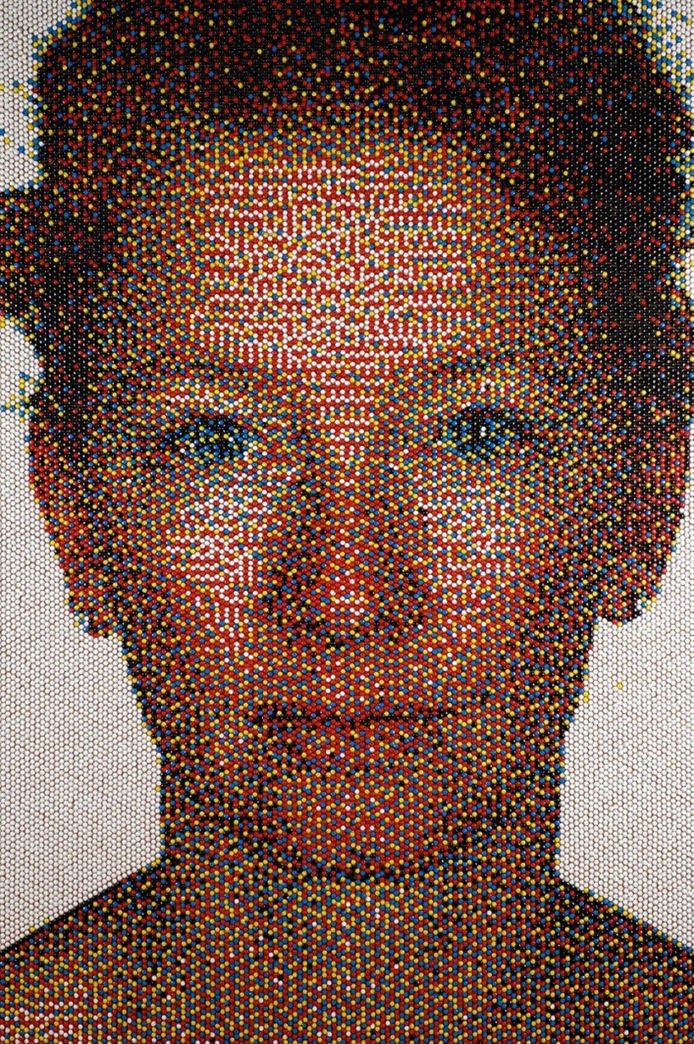 Pushpin Portraits | Eric Daigh - Arch2O.com