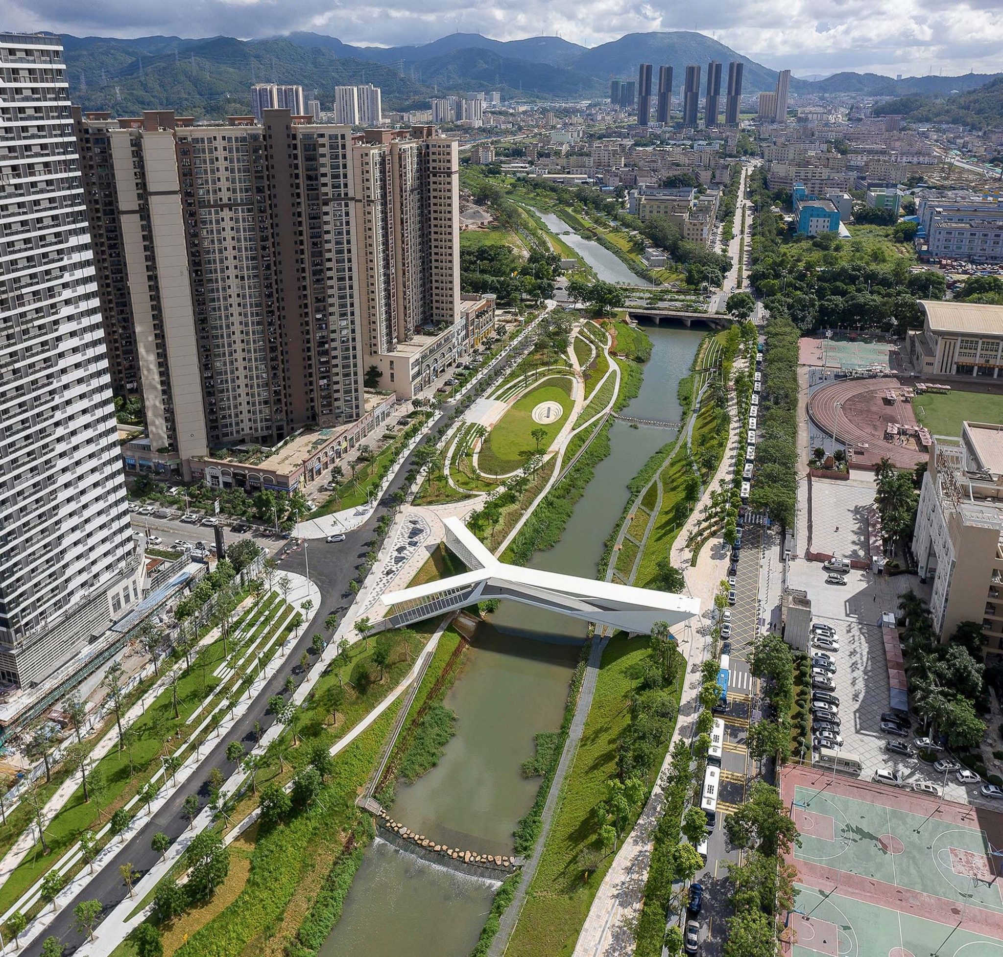 Pedestrian Bridge in Shenzhen, China - Arch2O.com