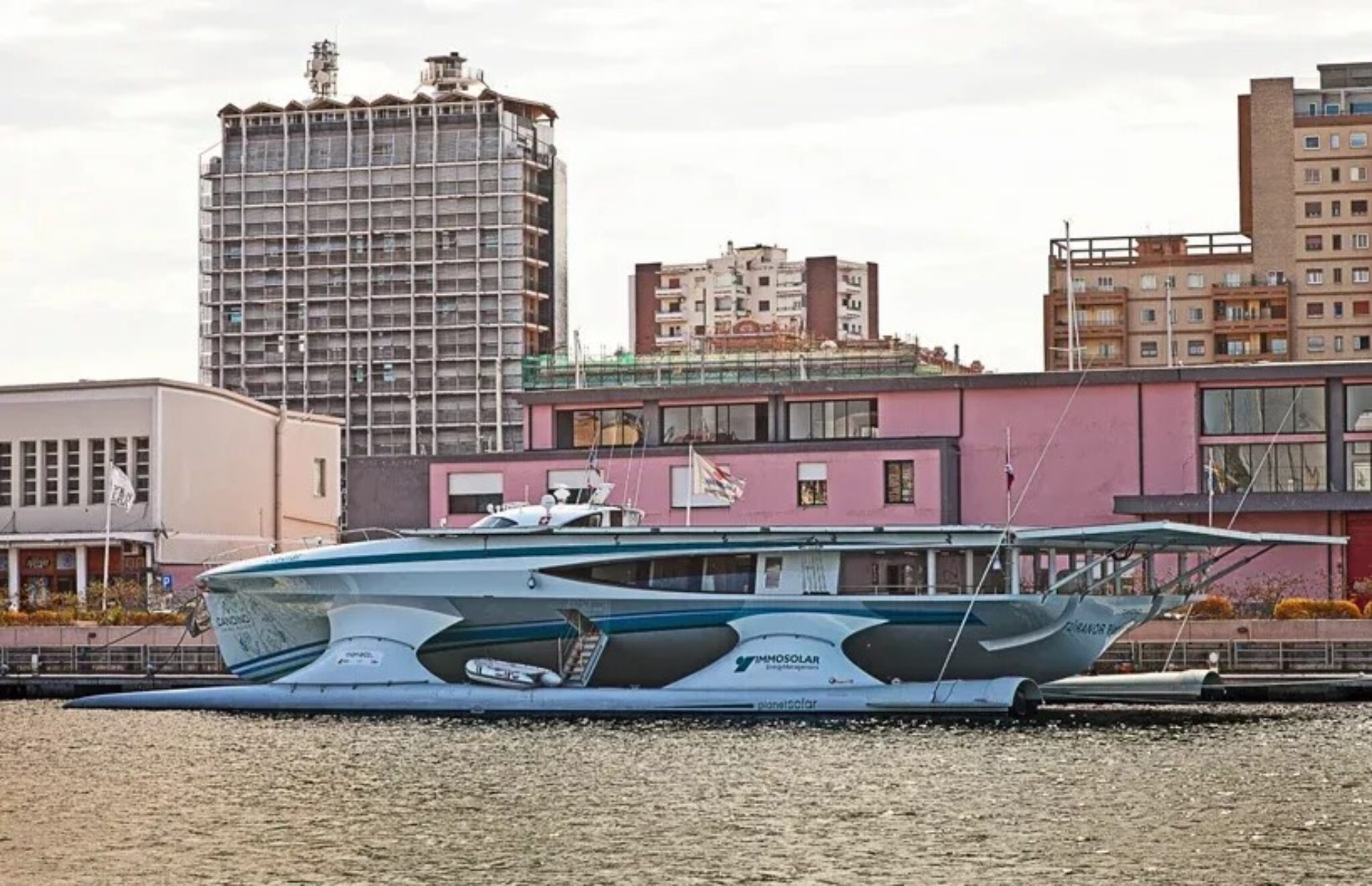 Planet Solar Boat – Arch2O.com
