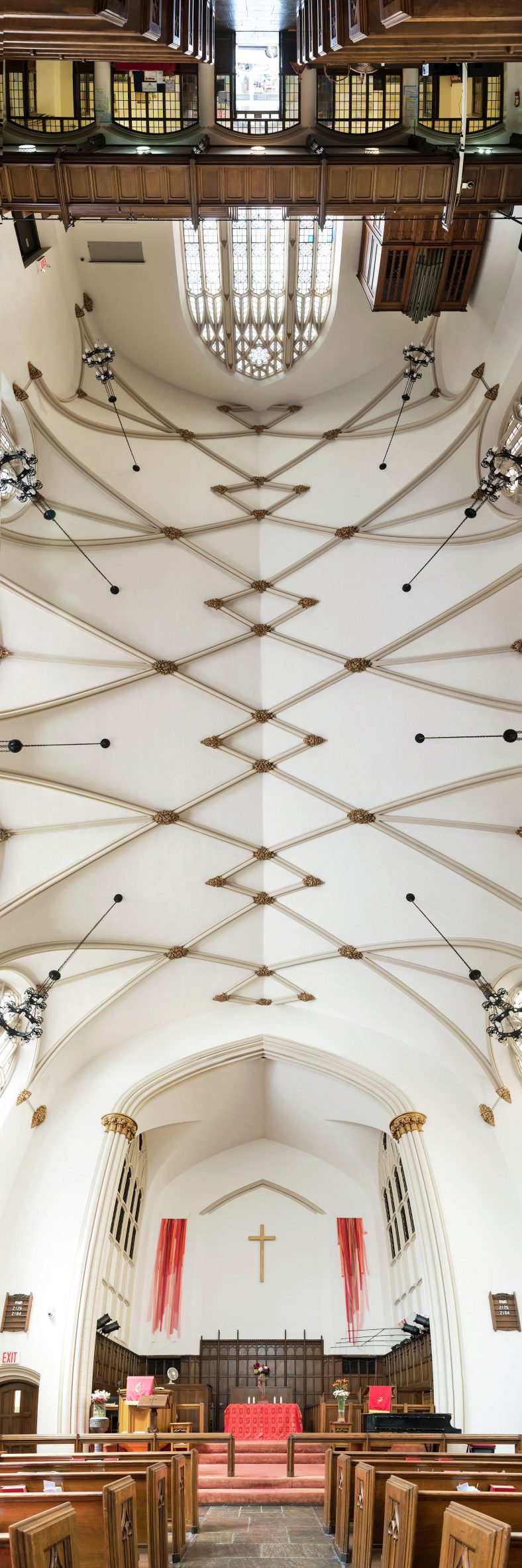 Vertical Panoramas of Church Ceilings | Richard Silver – Arch2O.com