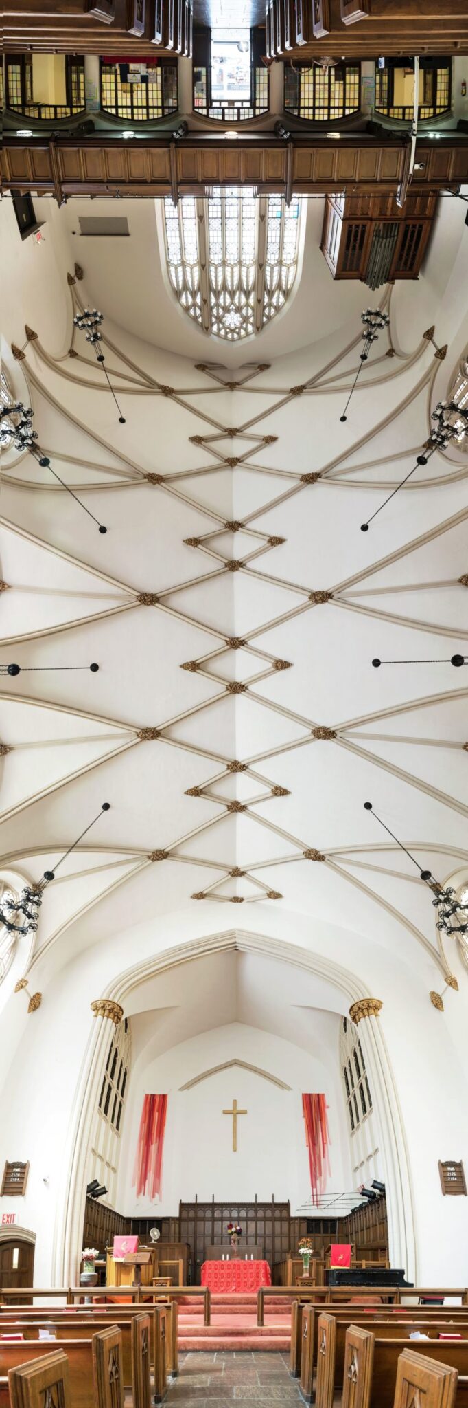 Vertical Panoramas of Church Ceilings | Richard Silver – Arch2O.com