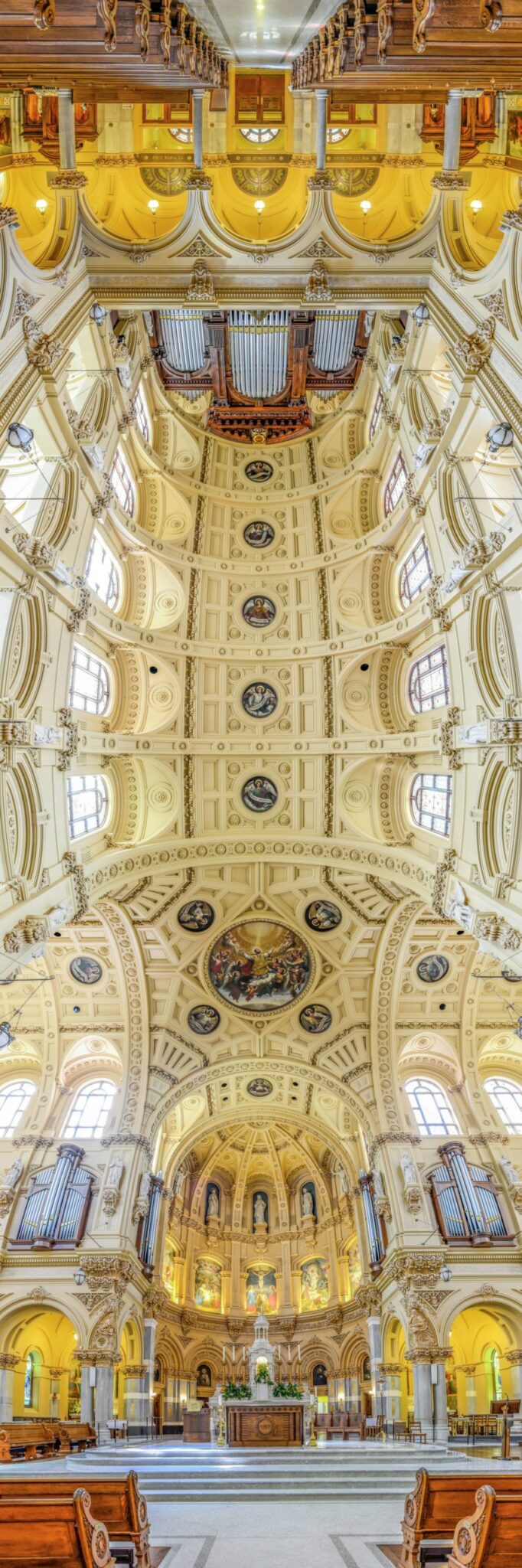 Vertical Panoramas of Church Ceilings | Richard Silver – Arch2O.com