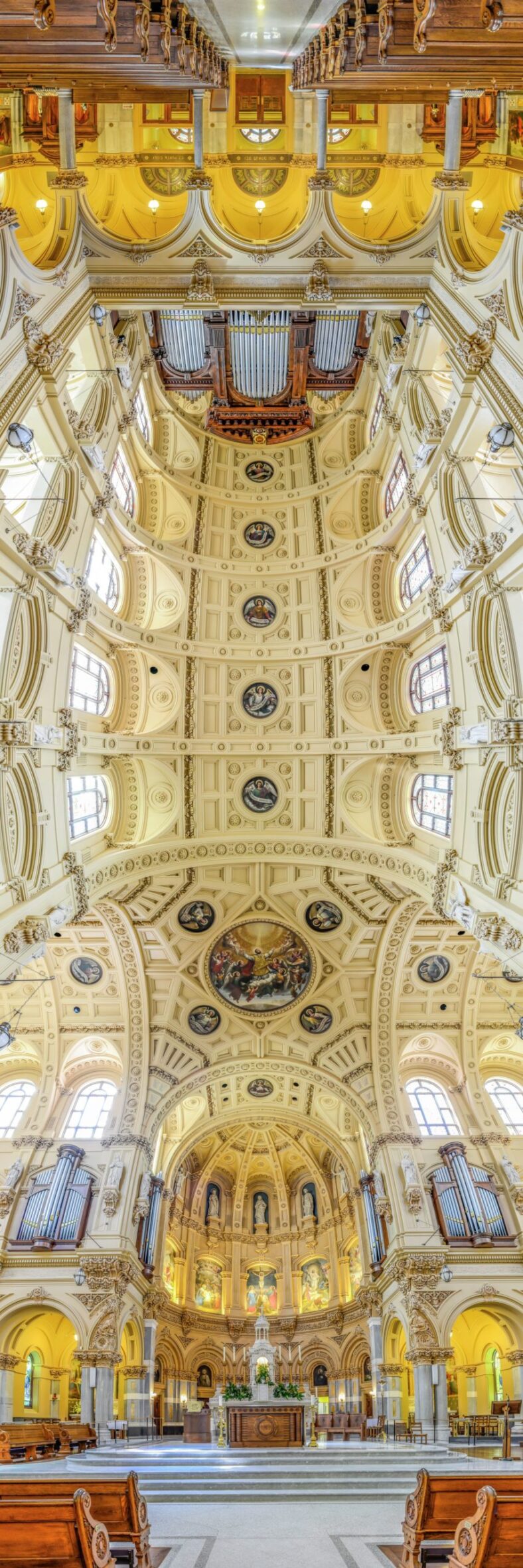 Vertical Panoramas of Church Ceilings | Richard Silver – Arch2O.com