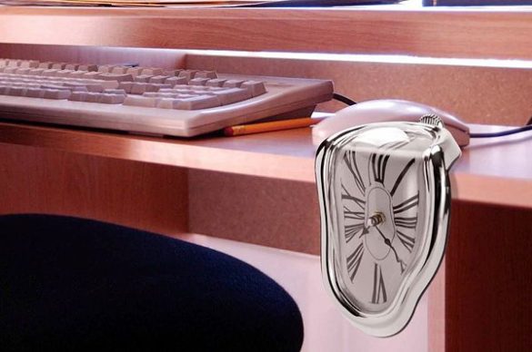 Creative Melting Clock - Arch2O.com