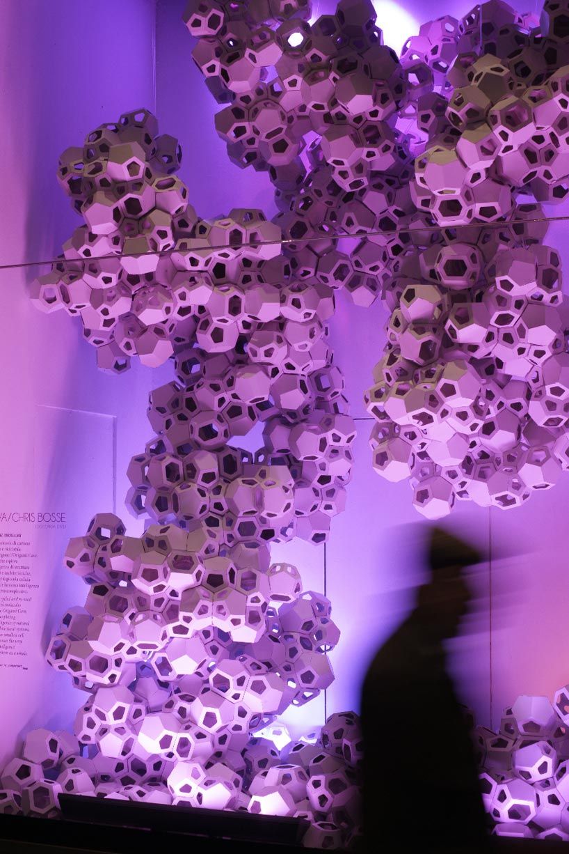 Digital Origami - ‘la Rinascente’ shop display window | LAVA - Arch2O.com