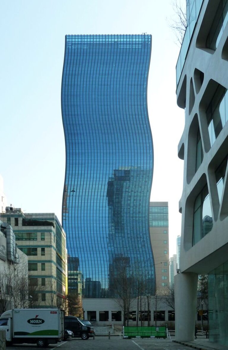 GT Tower East | ArchitectenConsort - Arch2O.com