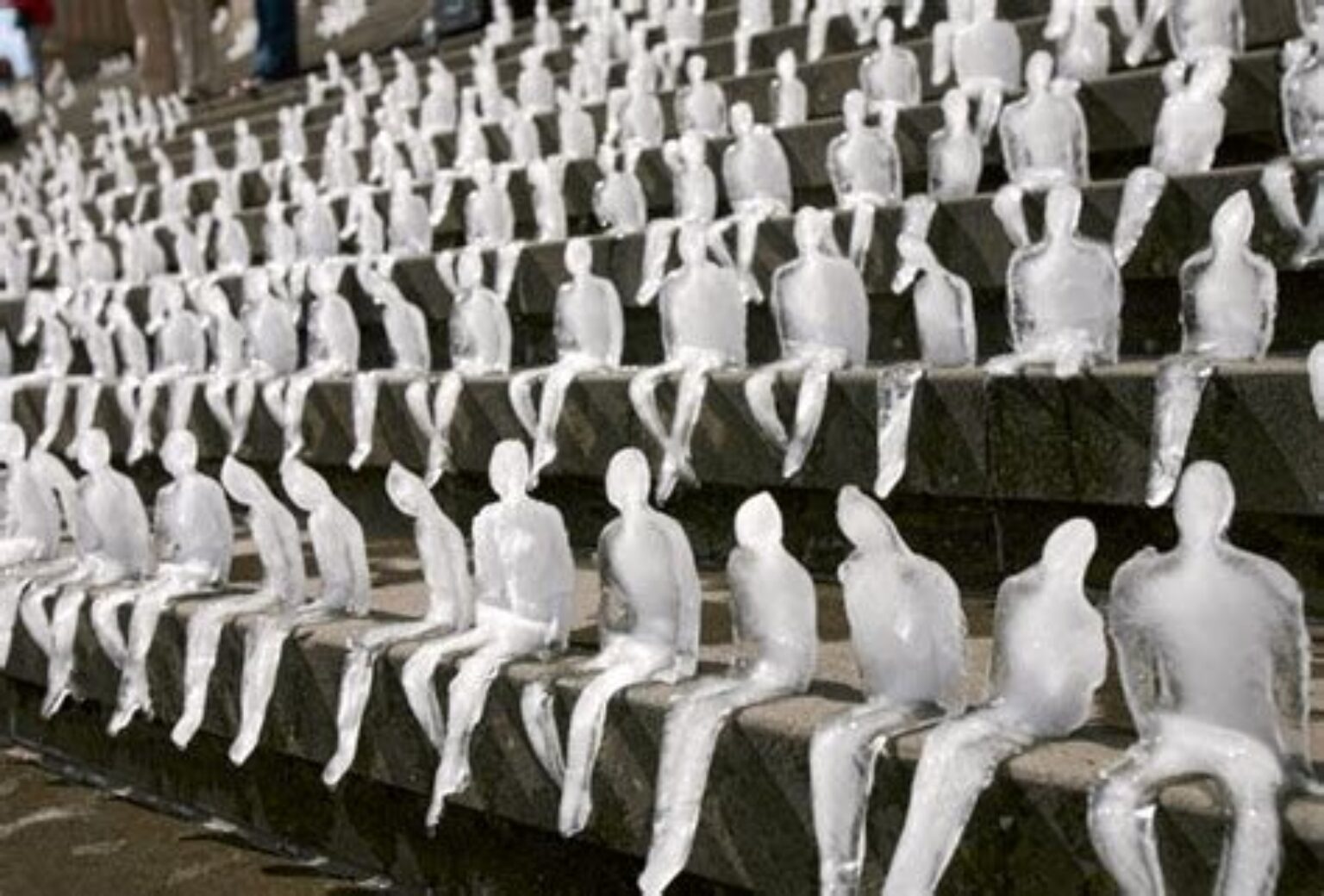 THE MINIMUM MONUMENT PROJECT | NÈLE AZEVEDO - Arch2O.com