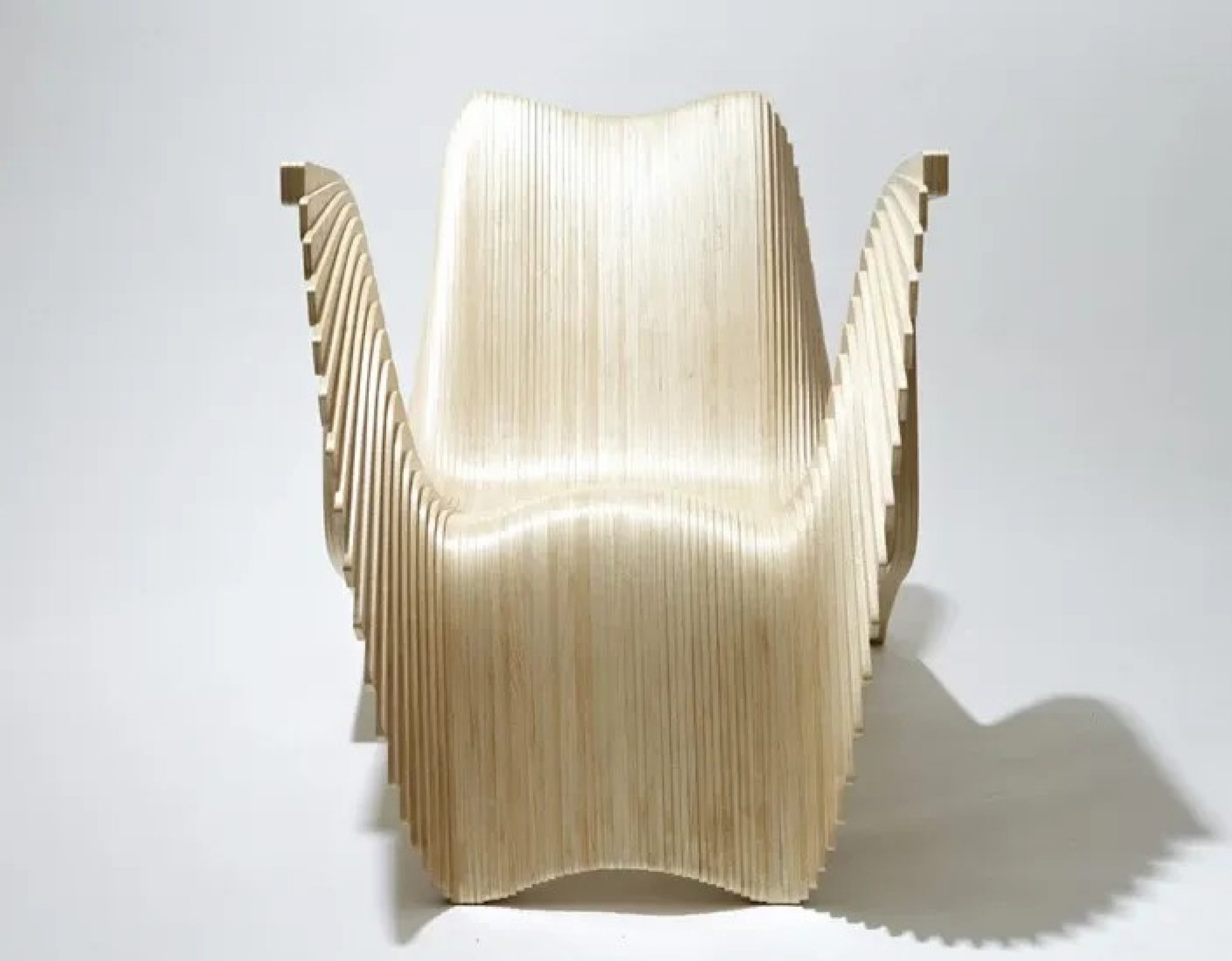 The Monroe Chair | Alexander White – Arch2O.com