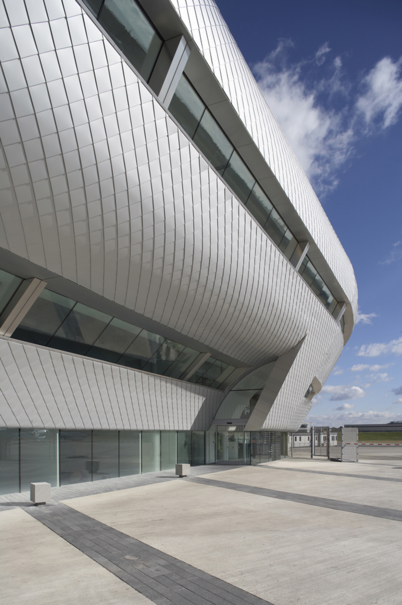 TAG Farnborough Airport Addition | 3DReid Architects - Arch2O.com