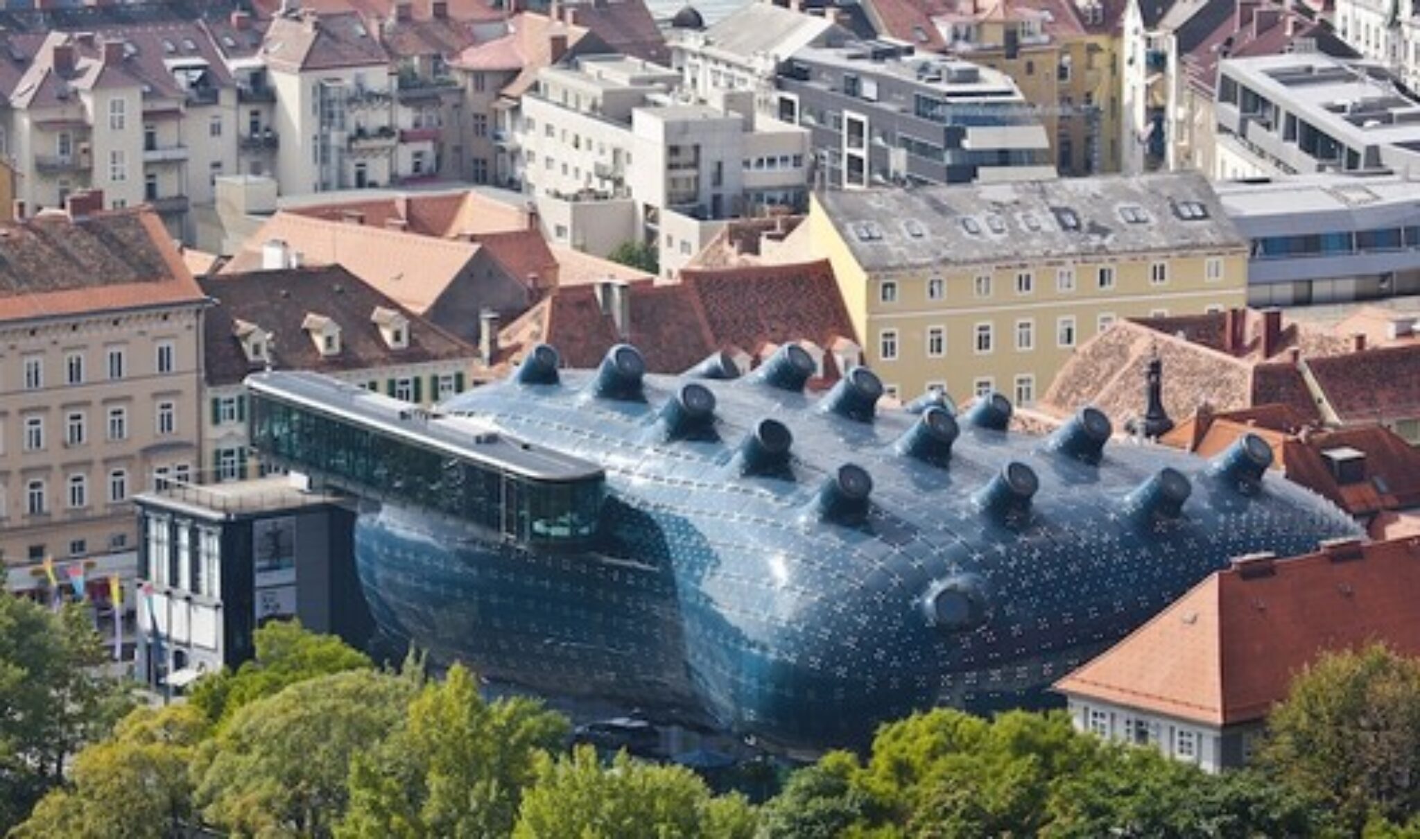 Kunsthaus Graz | Peter Cook and Colin Fournier - Arch2O.com