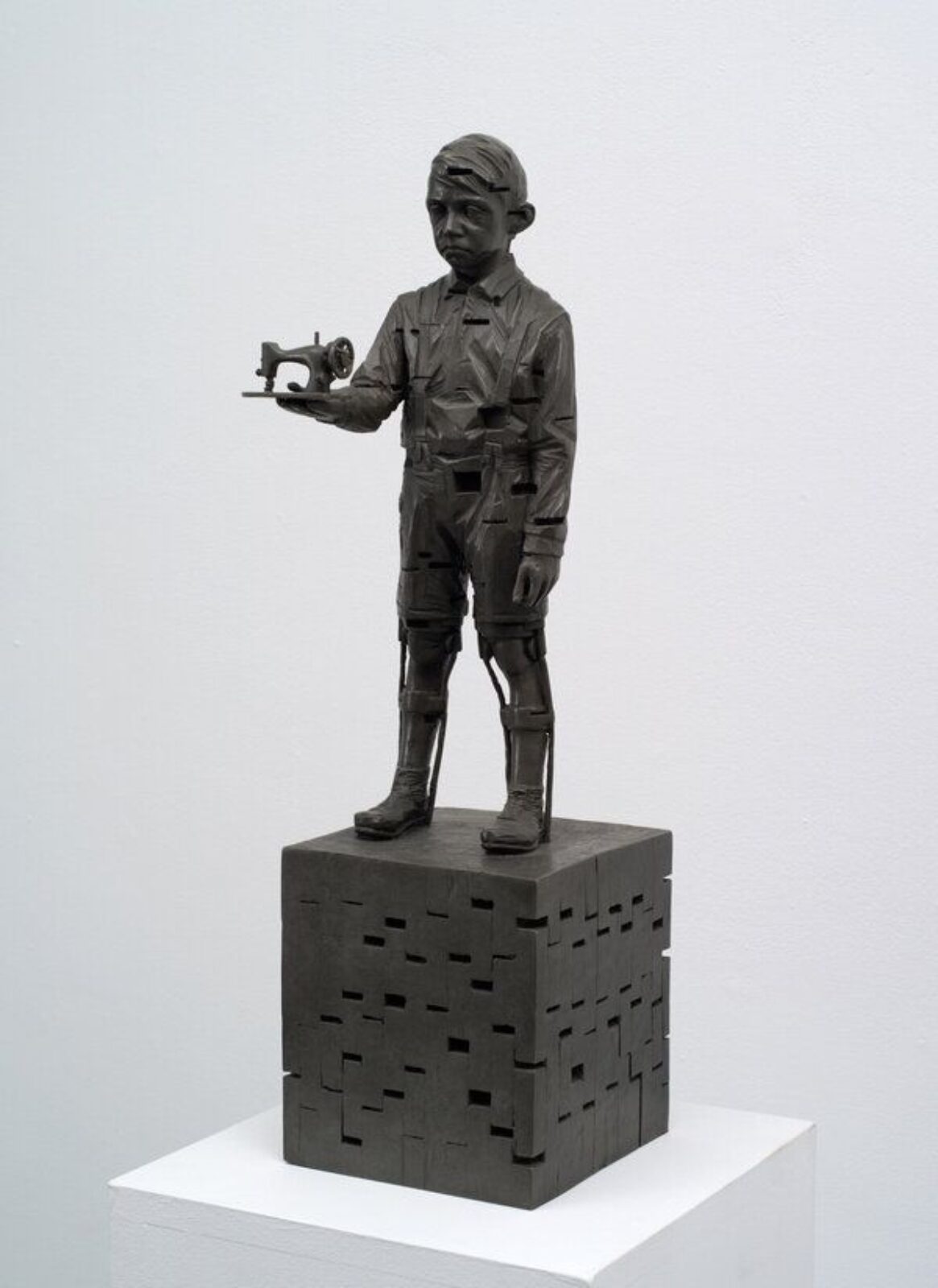 Sculptures of Children | Gehard Demetz - Arch2O.com
