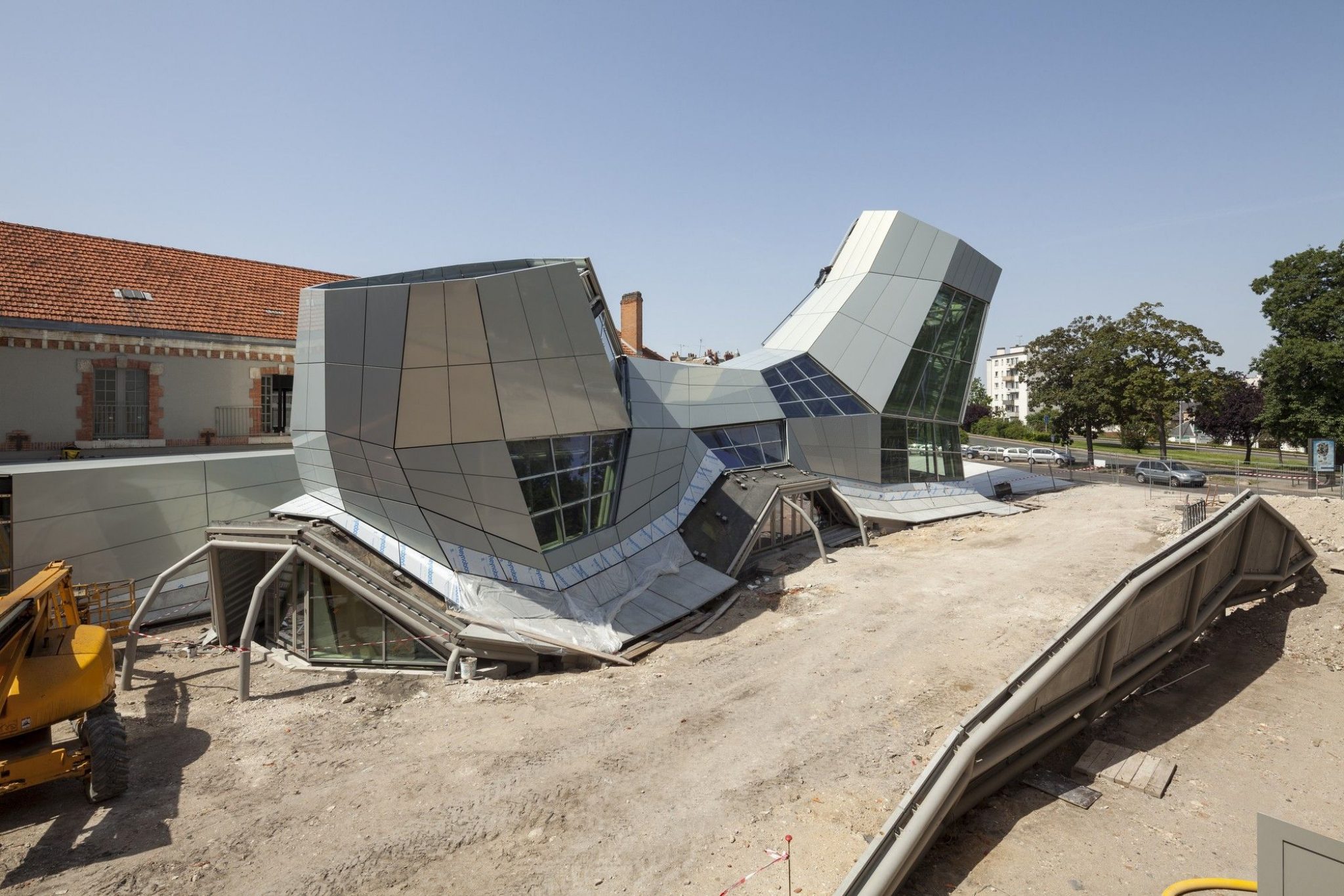 The FRAC Centre | Jakob + MacFarlane Architects - Arch2O.com