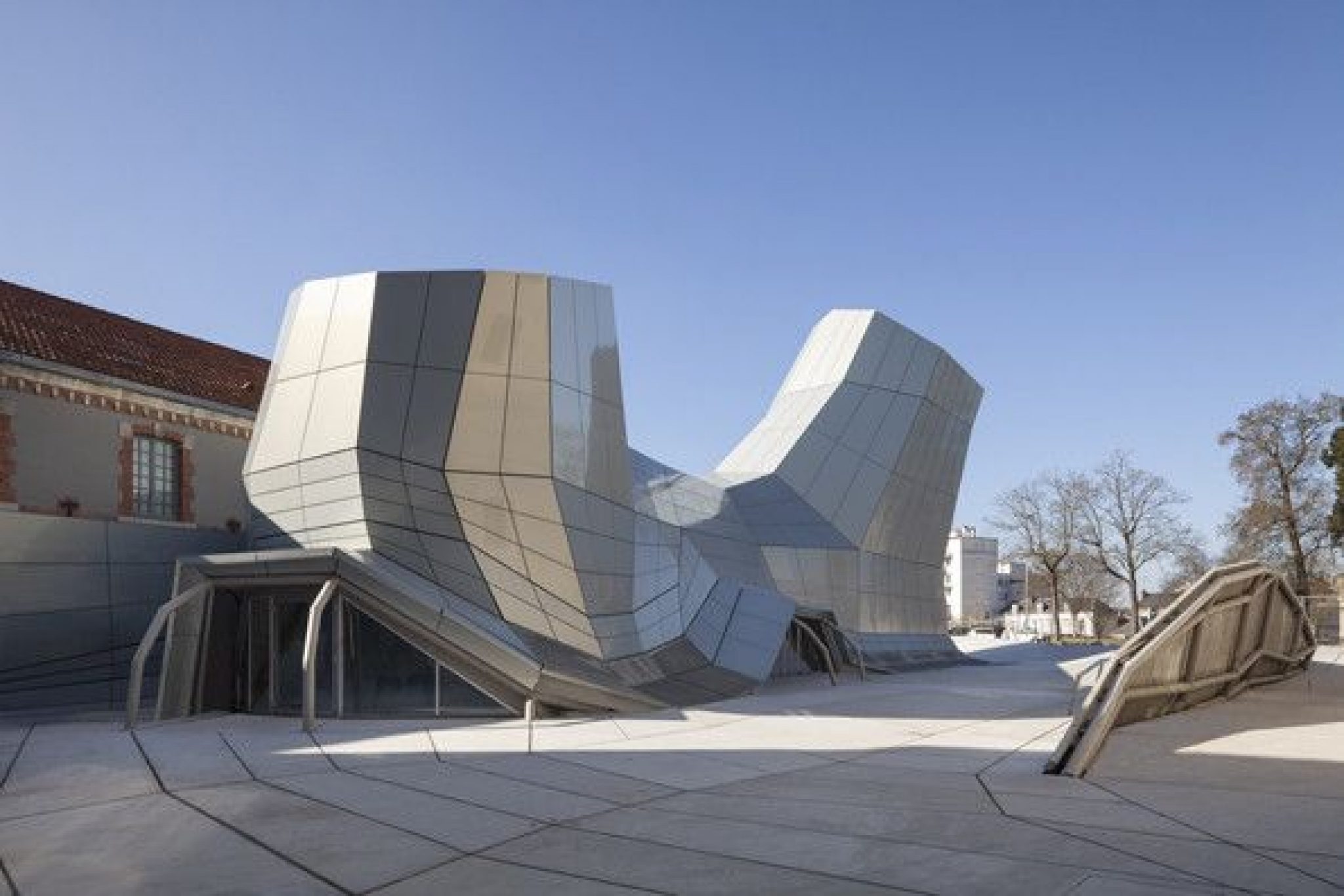 The FRAC Centre | Jakob + MacFarlane Architects - Arch2O.com