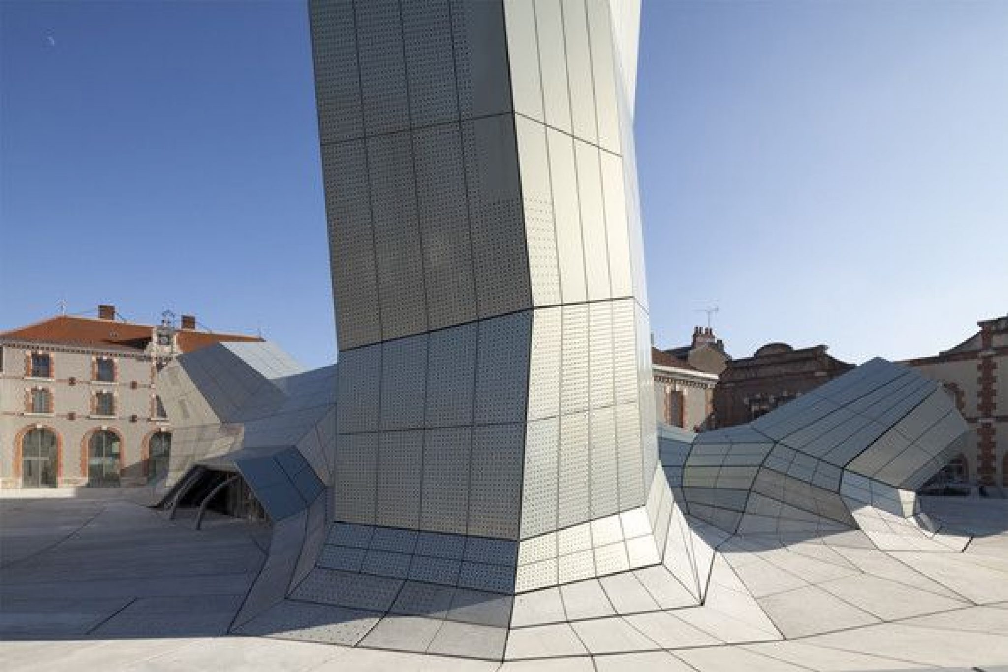 The FRAC Centre | Jakob + MacFarlane Architects - Arch2O.com