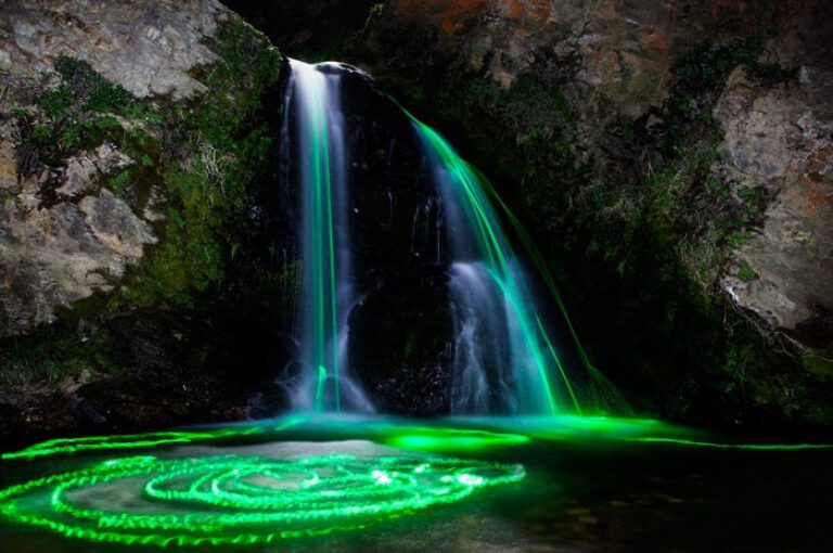 Neon Waterfalls | Sean Lenz and Kristoffer Abildgaard - Arch2O.com