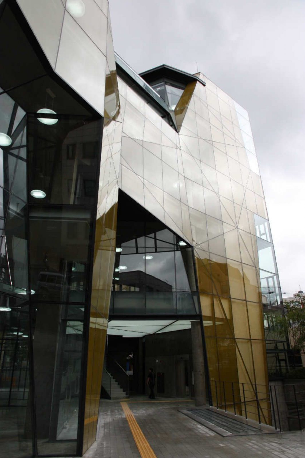 Yellow Diamond | Jun Mitsui & Associates Architects + Unsangdong ...