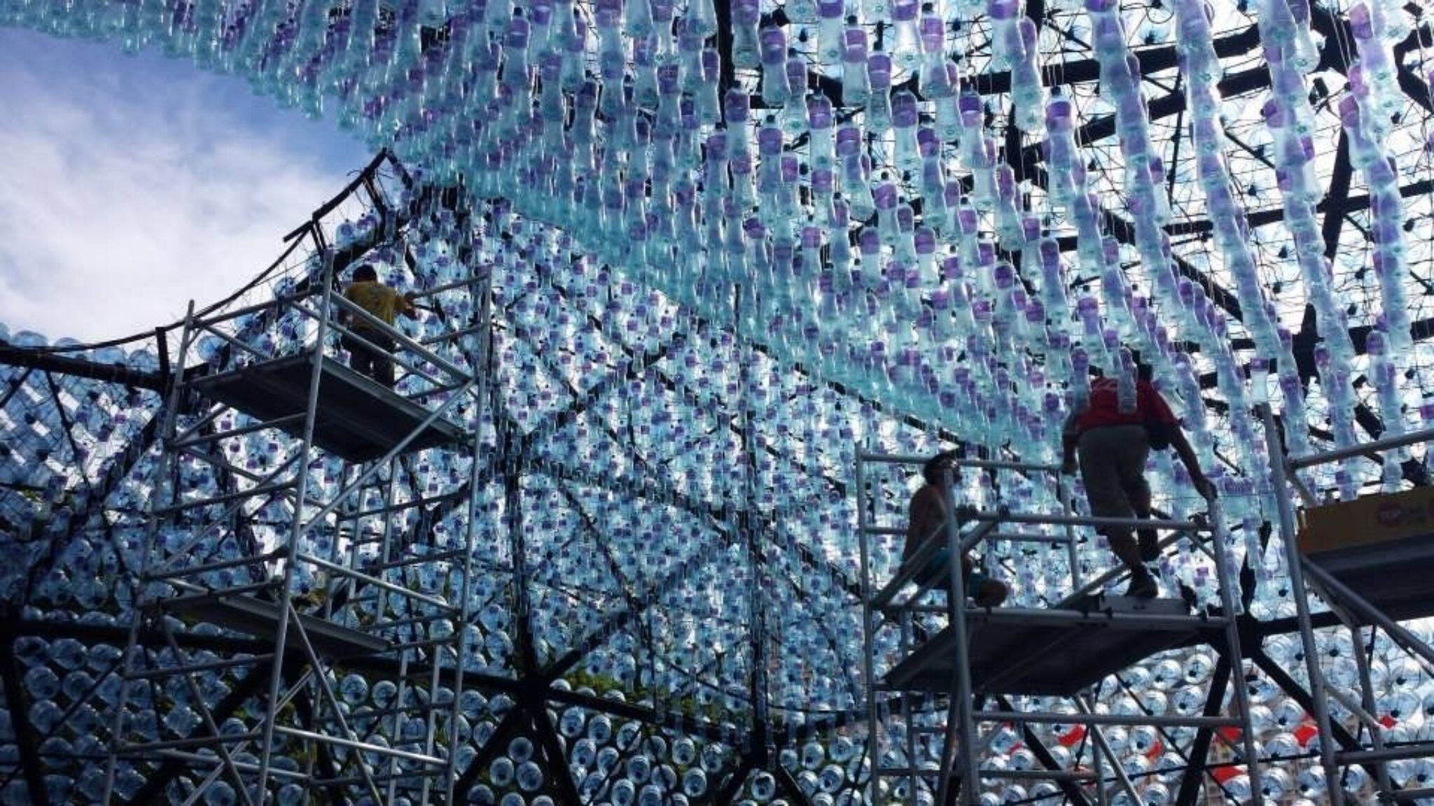 Rising Moon Dome | Daydreamers Design - Arch2O.com