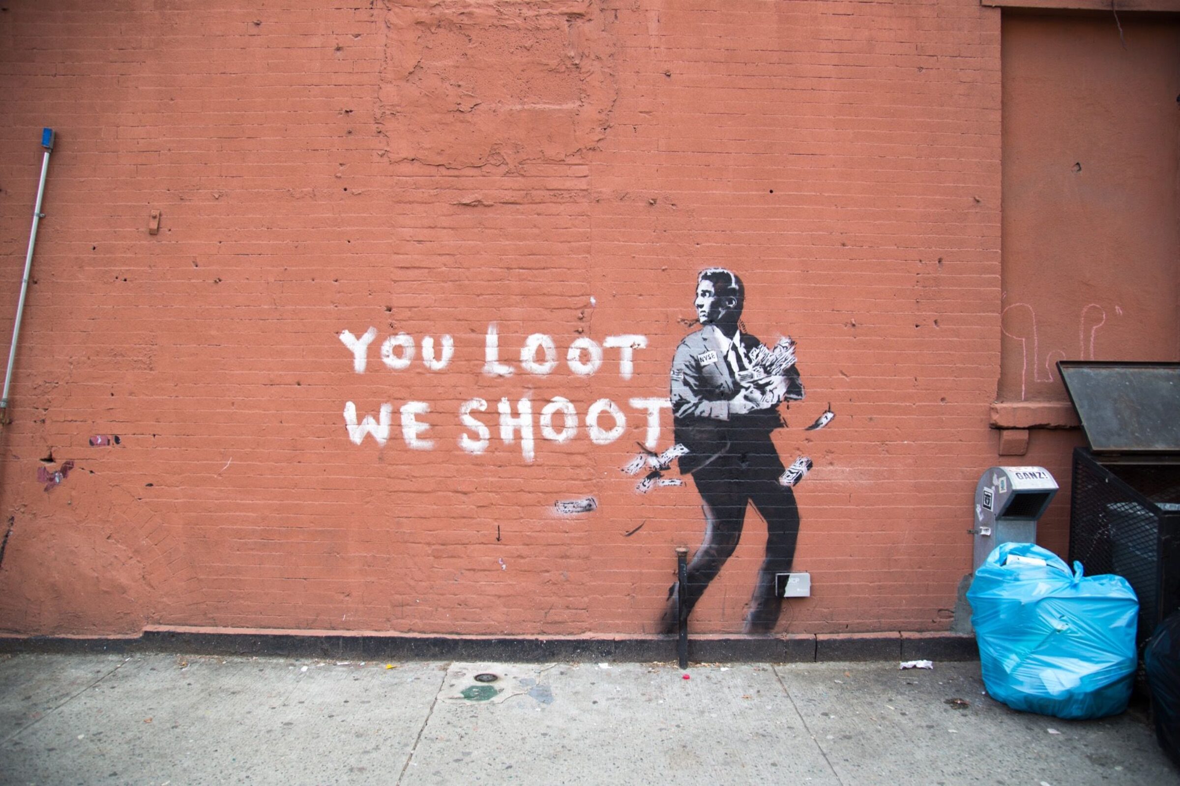 Banksy NYC Art Attack | Banksy - Arch2O.com