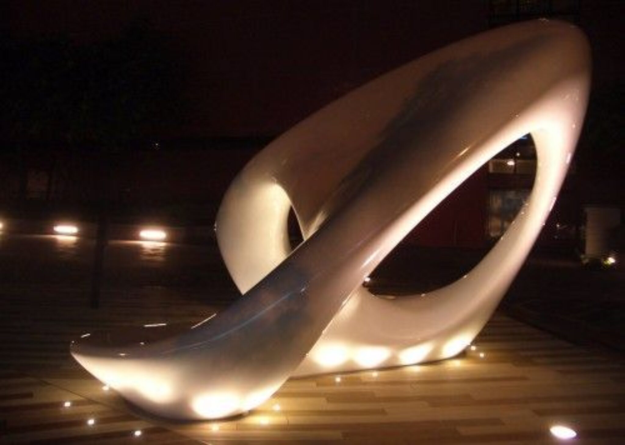 The Mobius Seating | ZAHA HADID ARCHITECTS - Arch2O.com
