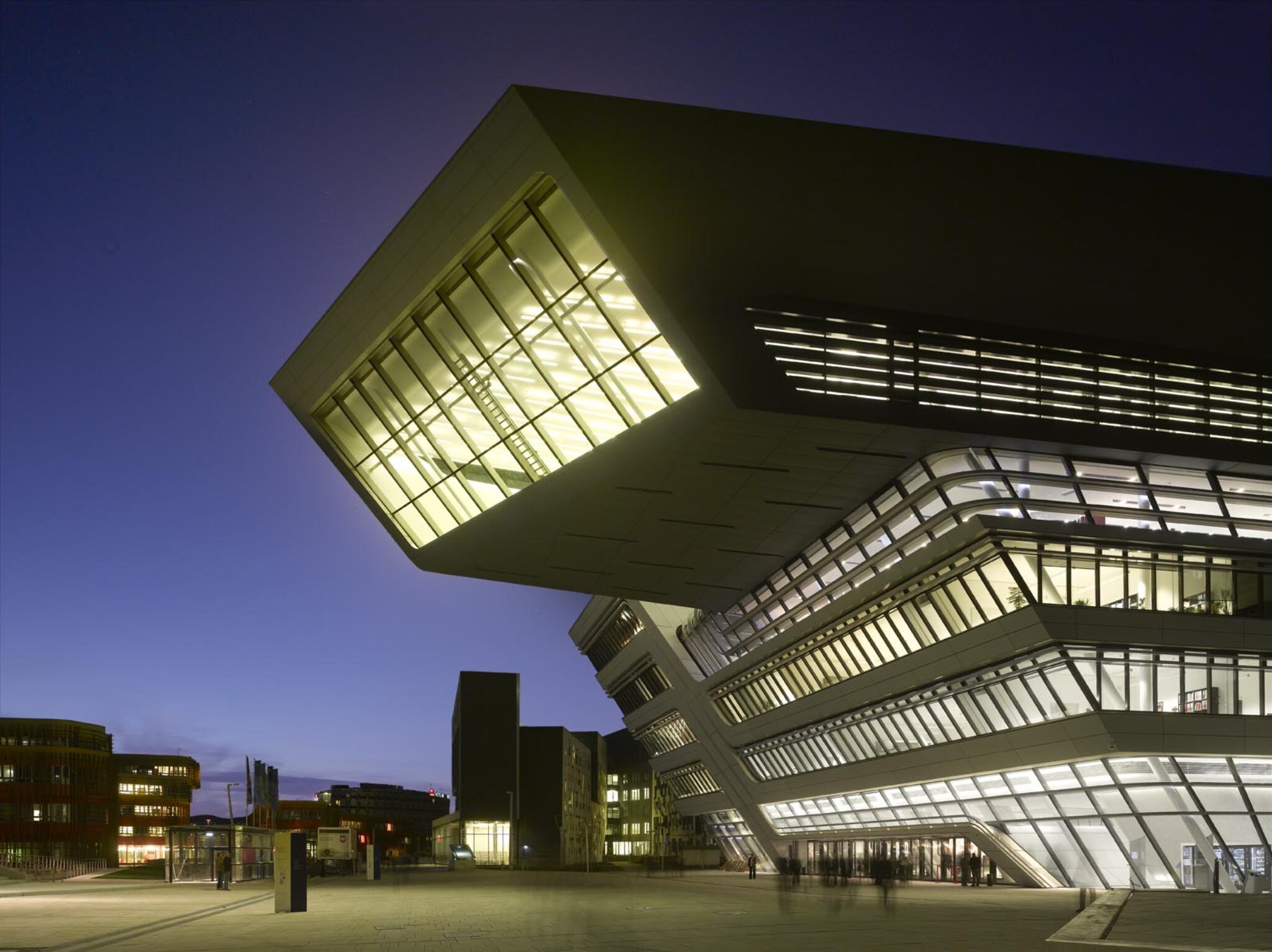 Library and Learning Centre University of Economics Vienna | Zaha Hadid ...