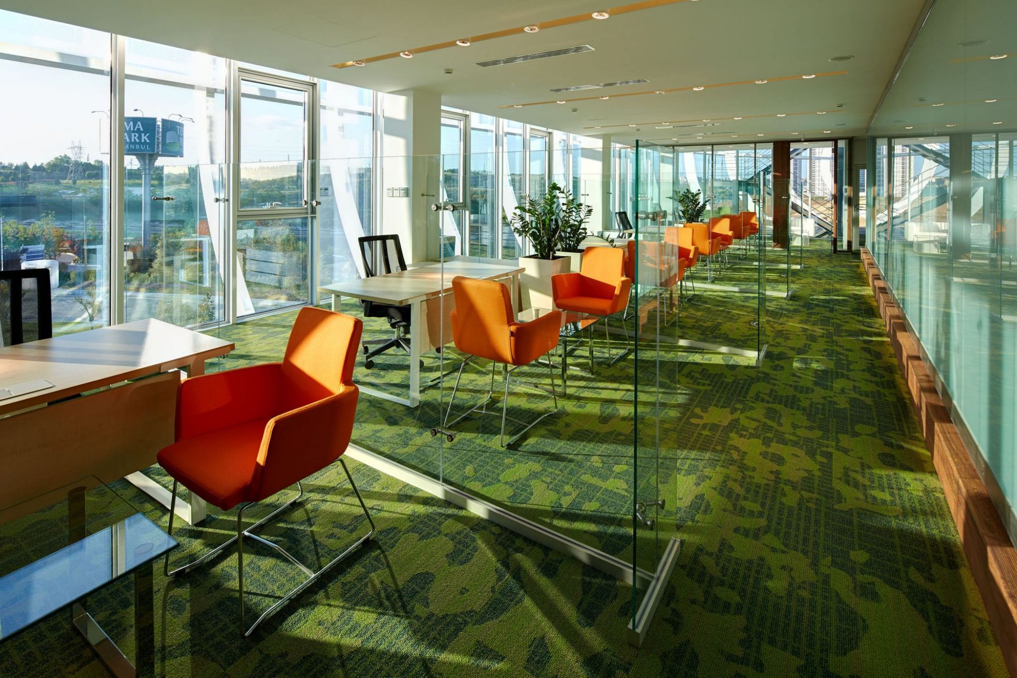 Elliptical Exterior ‘Tema Istanbul Showroom’ | Yazgan Design ...