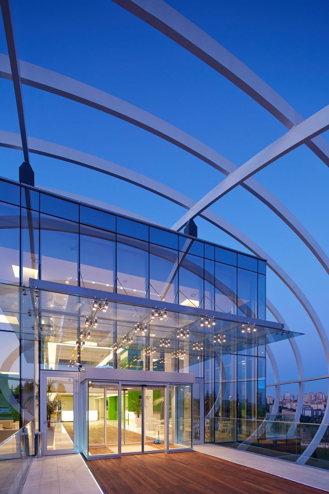 Elliptical Exterior ‘Tema Istanbul Showroom’ | Yazgan Design ...