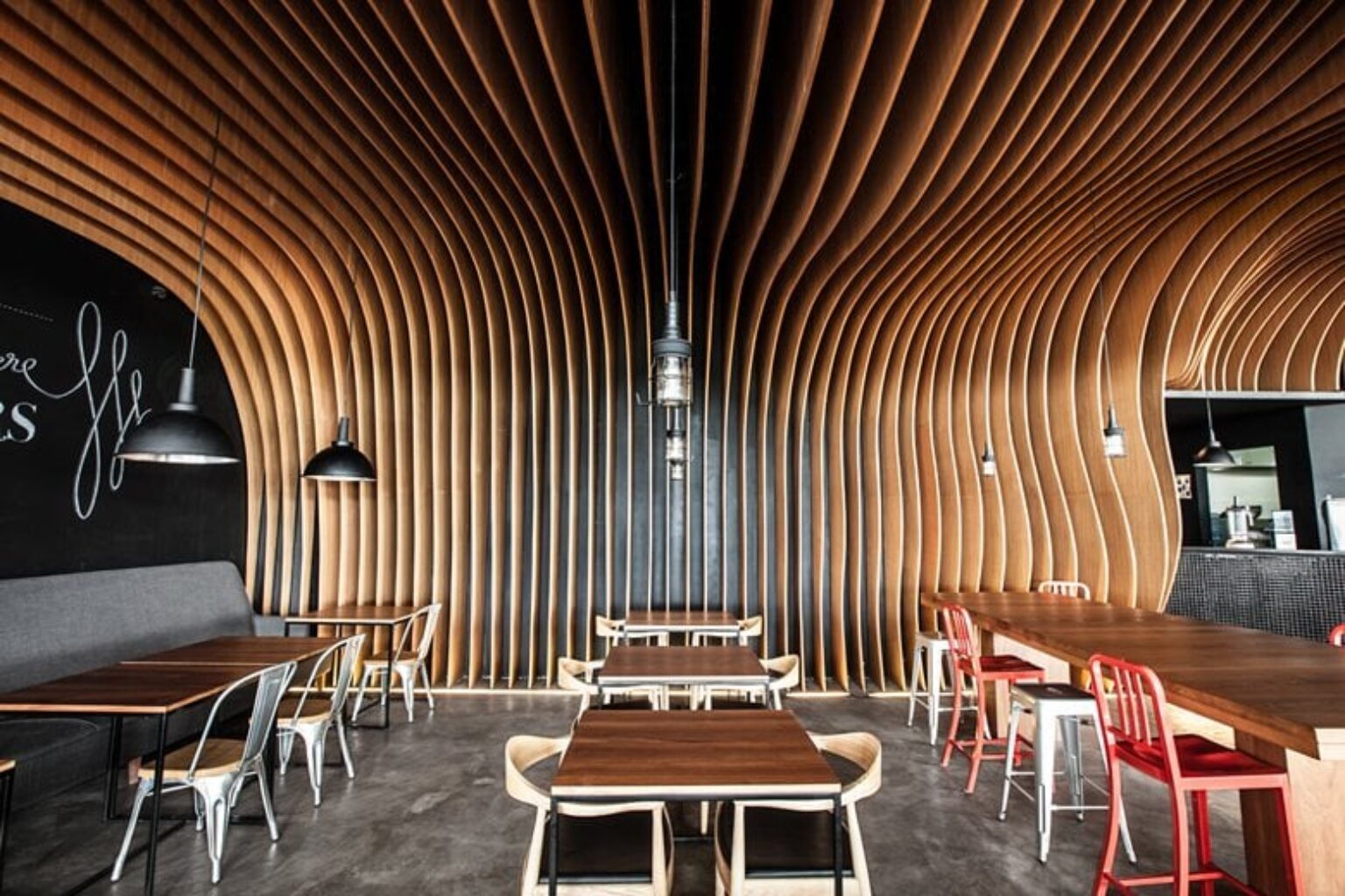 6 Degrees café - Cozy café with suprising space|OOZN Design