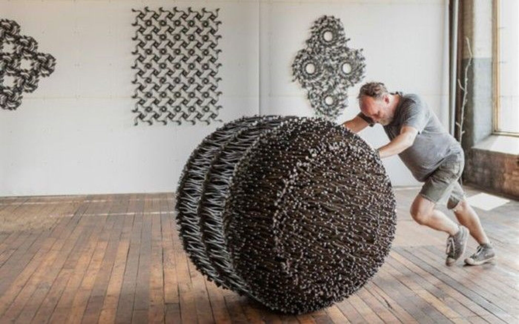 Sculpting with nails | John Bisbee – Arch2O.com