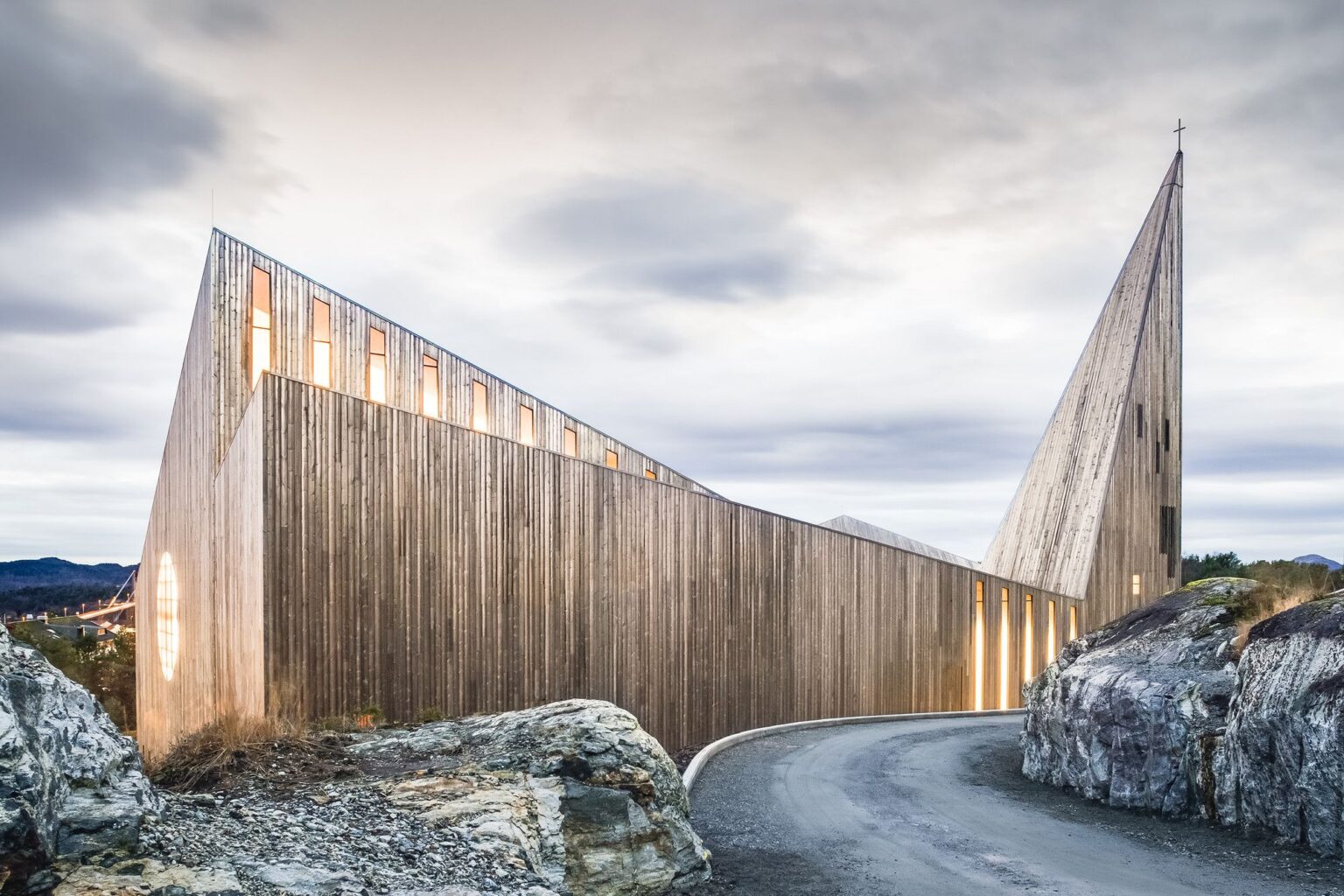Community church of Knarvil | Reiulf Ramstad Architects