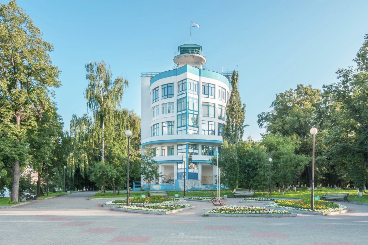 Examining Soviet Constructivist Architecture in the Light of Politics ...