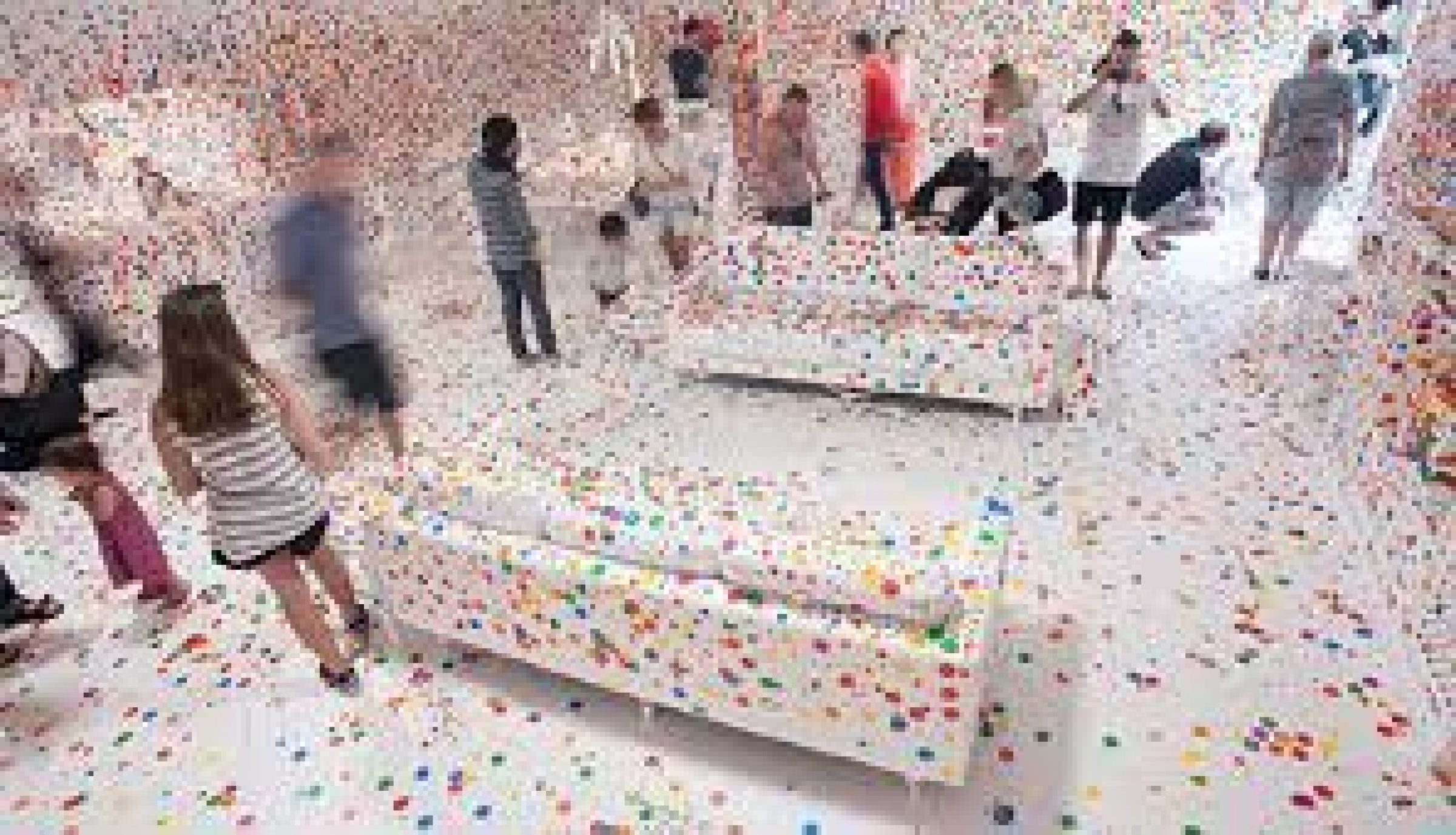 The Obliteration Room | Yayoi Kusuma - Arch2O.com