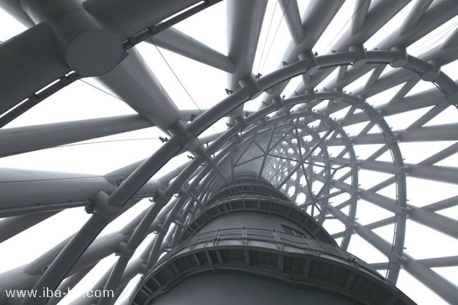 Case Study: The Parametric Twist of Canton Tower - Arch2O.com
