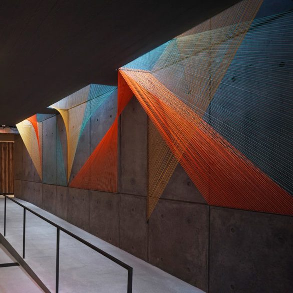 Prism Installation | Inés Esnal - Arch2O.com