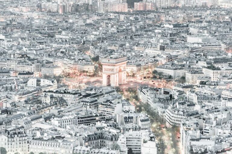 Cityscape and Architecture of Paris in Photos | Zsolt Hlinka - Arch2O.com