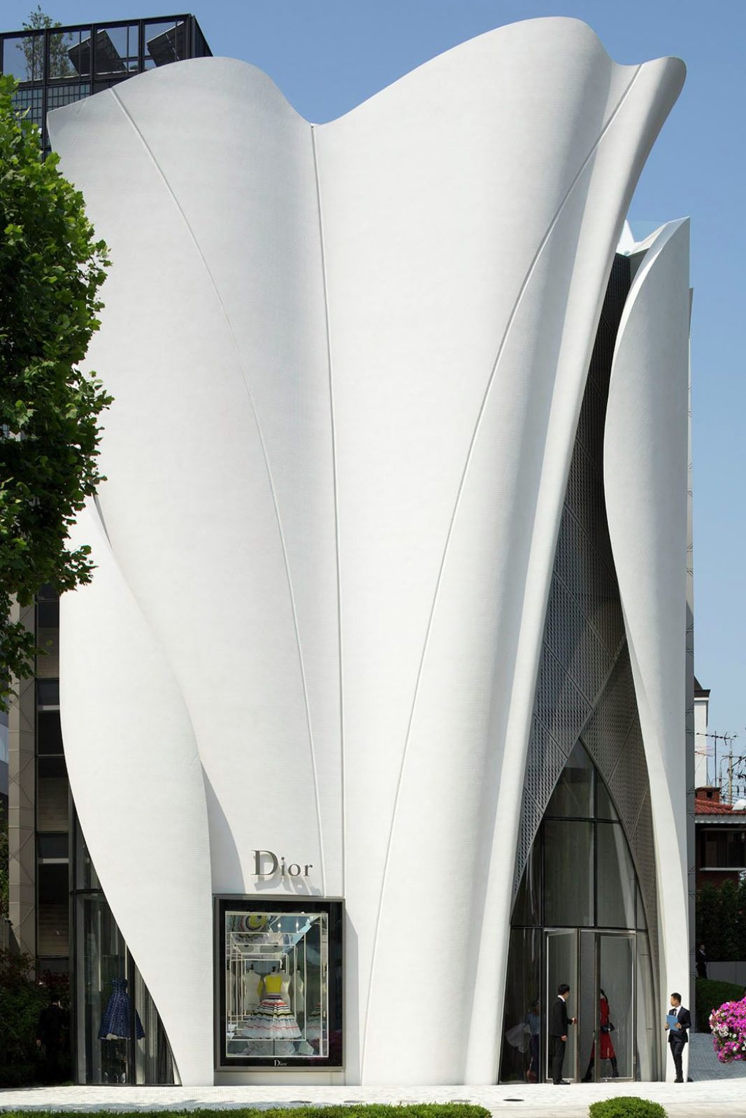 The Christian Dior Flagship Store | Christian de Portzamparc - Arch2O.com