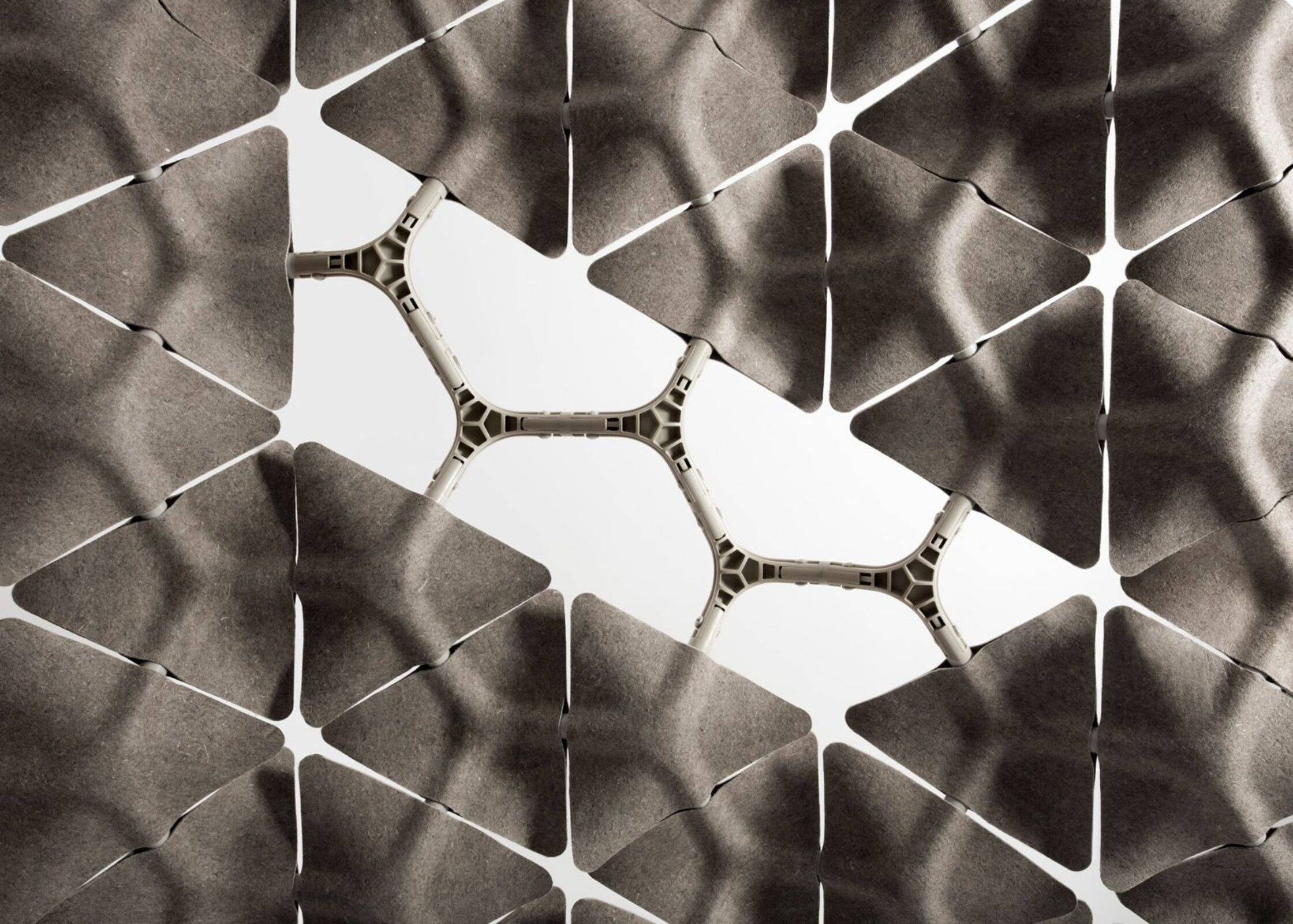 Scale | Benjamin Hubert - Arch2O.com