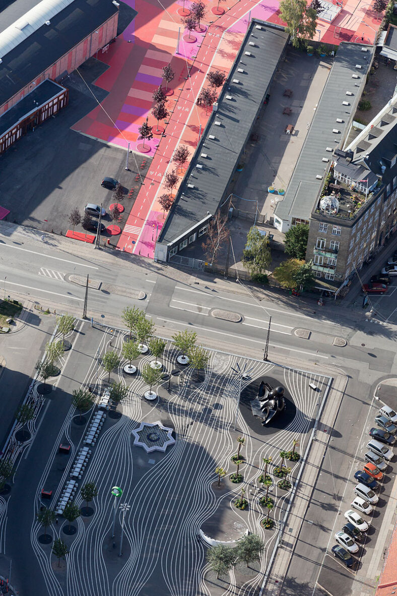 What Makes a Public Square ? - Arch2O.com