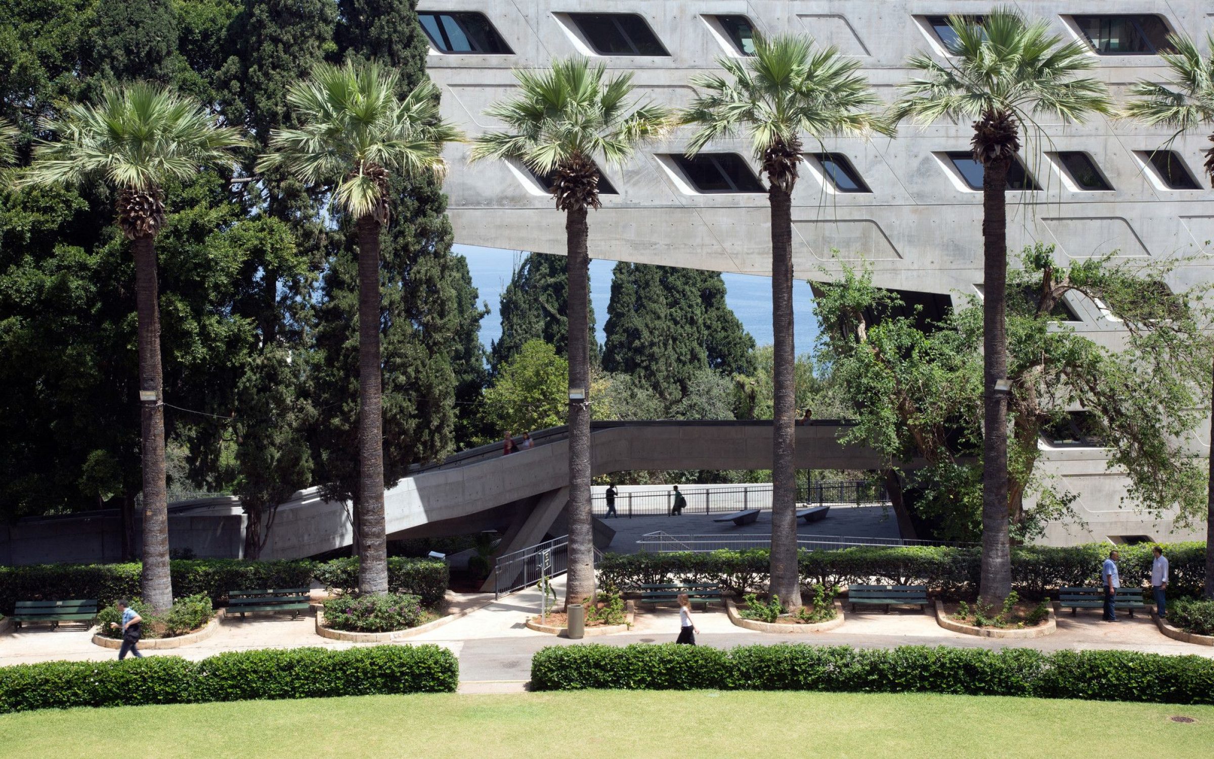American University of Beirut "Issam Fares Institute" | Zaha Hadid ...
