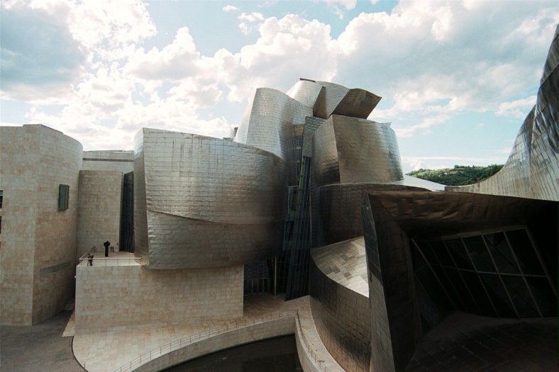 The Guggenheim Museum Bilbao | Frank Gehry - Arch2O.com