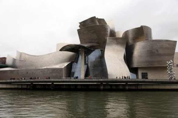 The Guggenheim Museum Bilbao | Frank Gehry - Arch2O.com